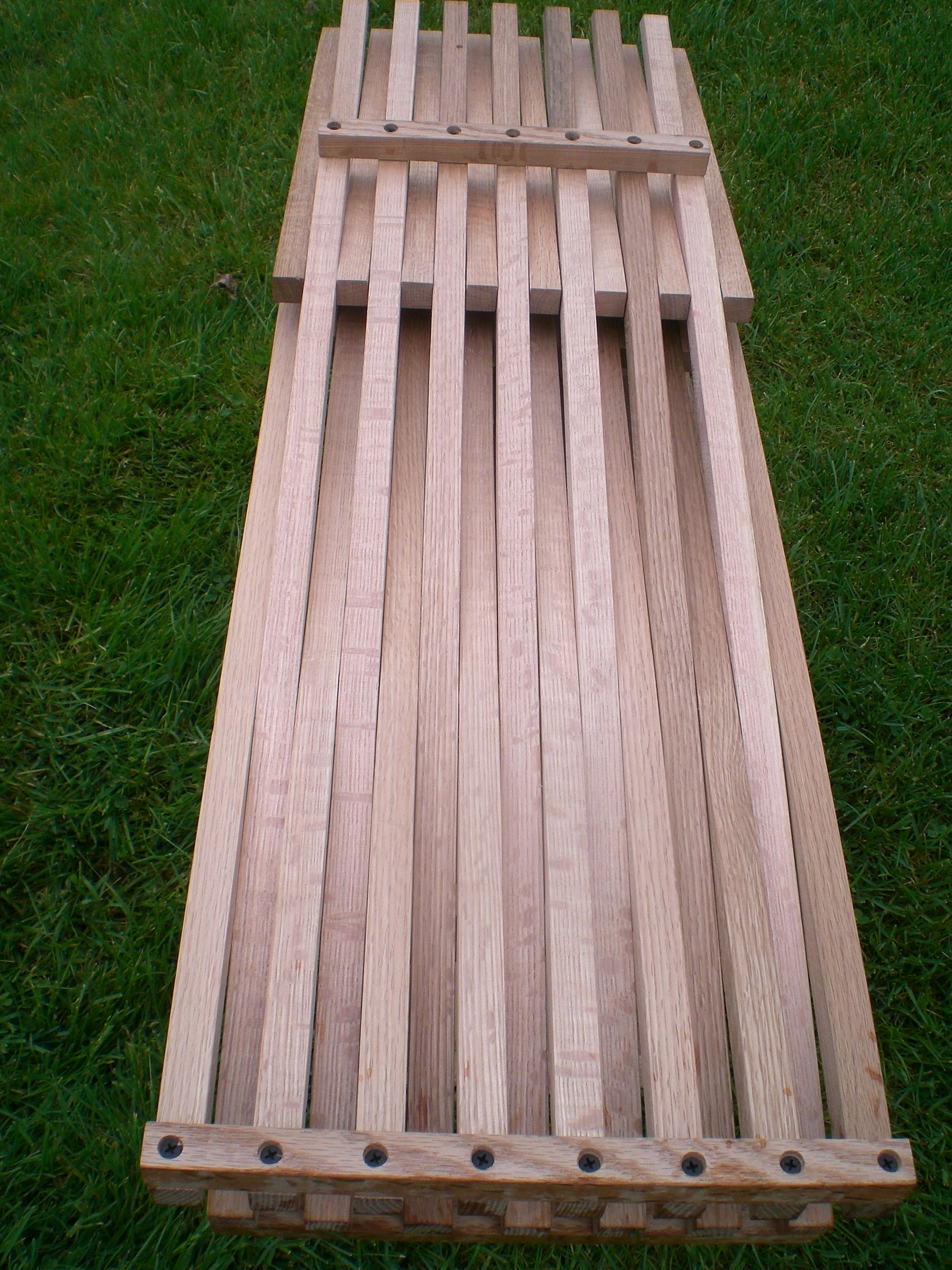 A Very Unique Folding Chair : 7 Steps (with Pictures) - Instructables