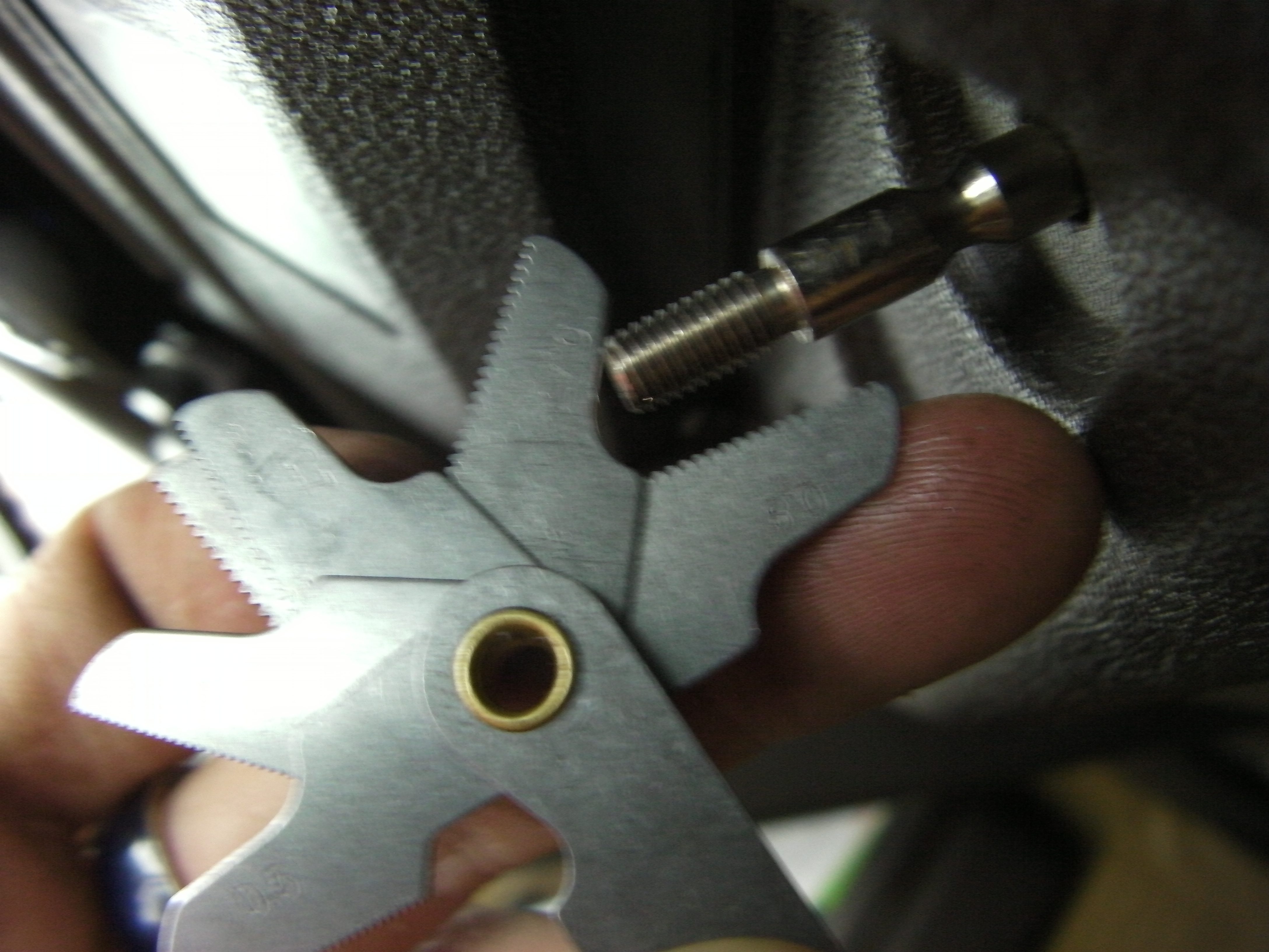 Using Taps to Change Thread Size... Oh, the Possibilities! : 5 Steps ...