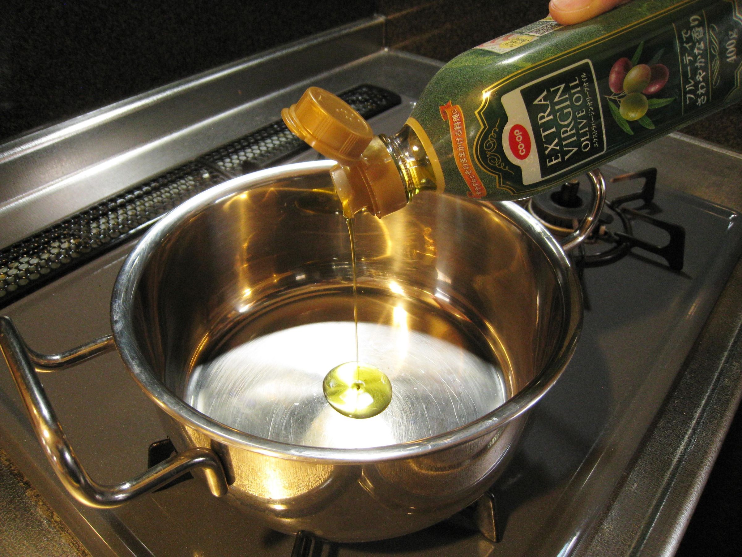 A Spoon & Soup by Making From Mussel : 4 Steps - Instructables