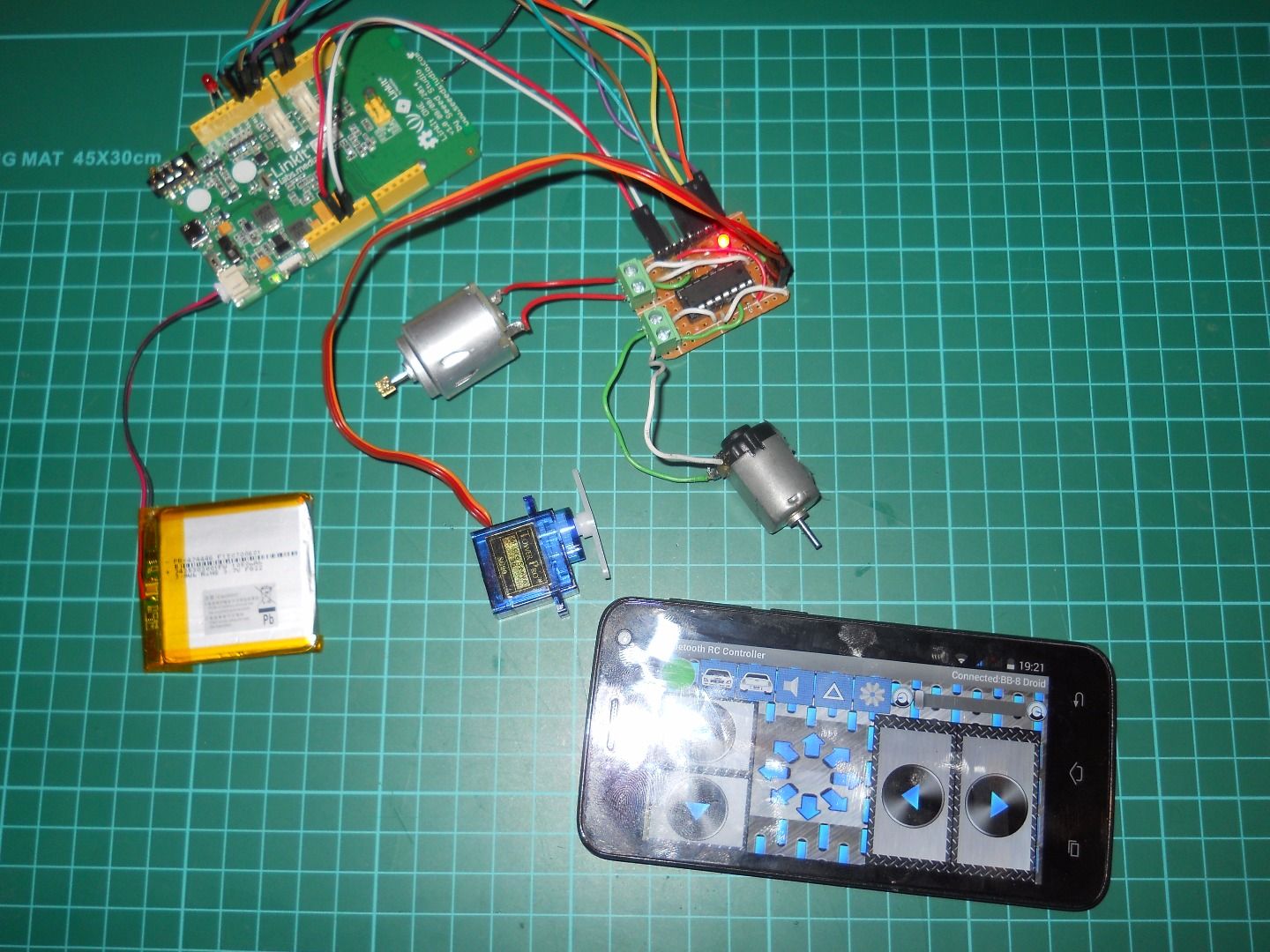 DIY Bluetooth Phone Controlled BB-8 Droid With Arduino UNO : 40 Steps ...