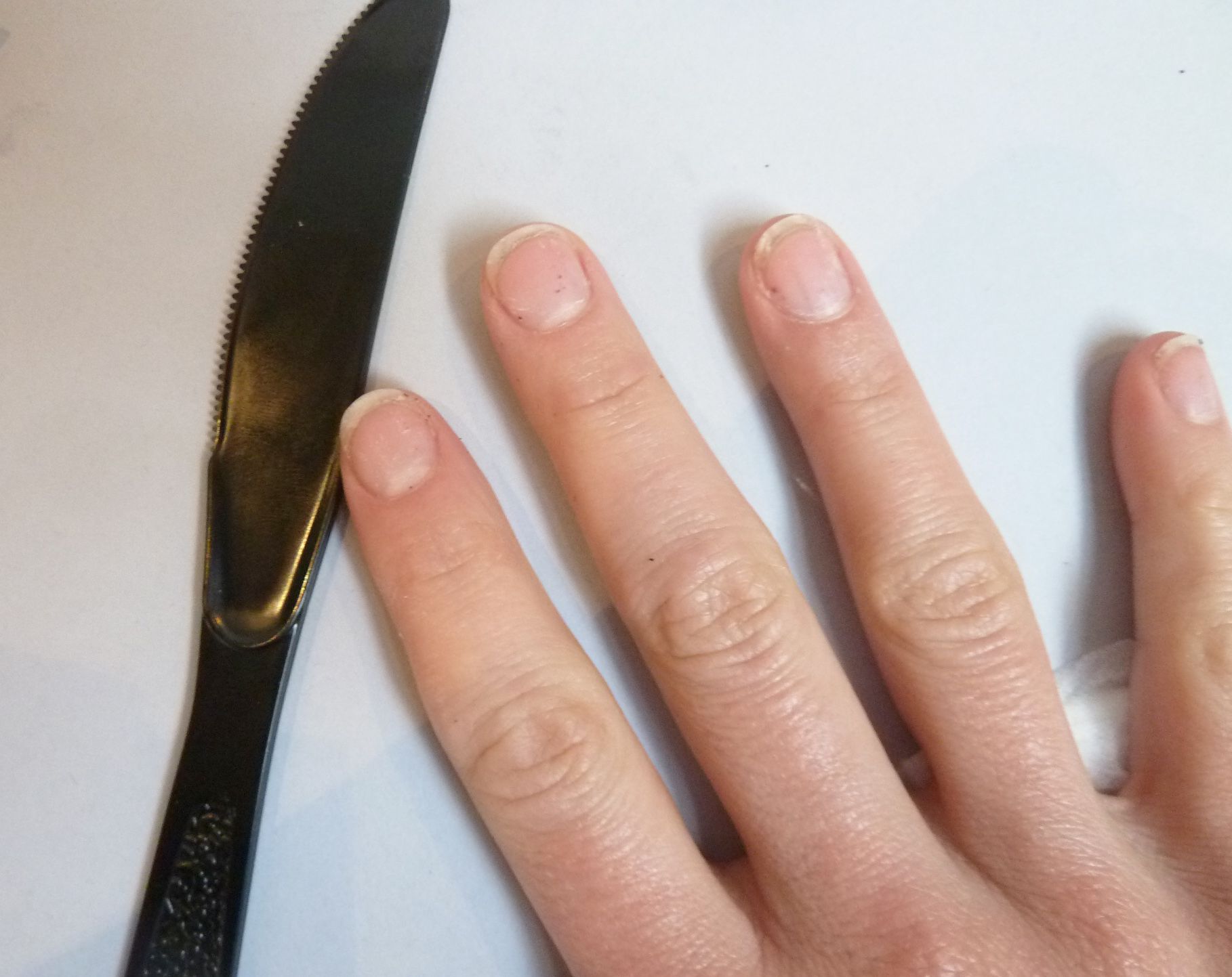 How to Remove a Gel Manicure : 4 Steps (with Pictures) - Instructables