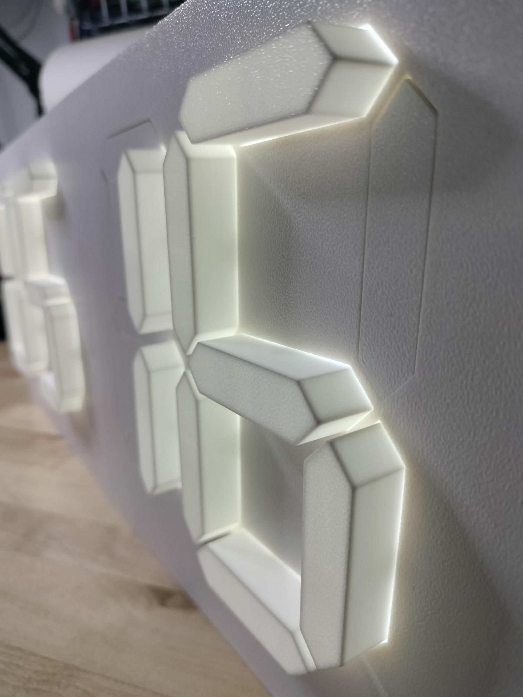 Kinetic Display : 16 Steps - Instructables
