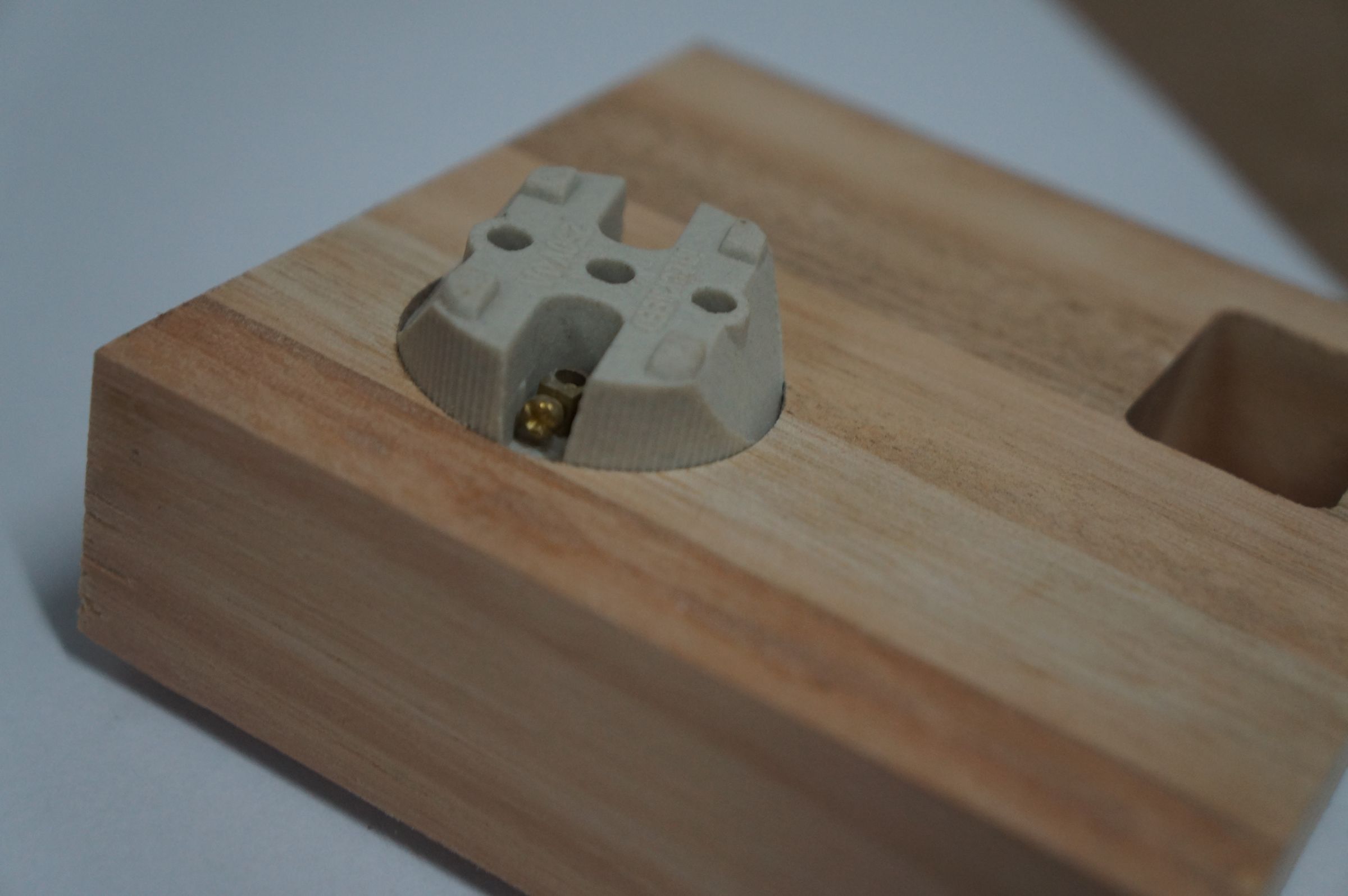 Wood Desk Lamp Dimmable : 9 Steps (with Pictures) - Instructables