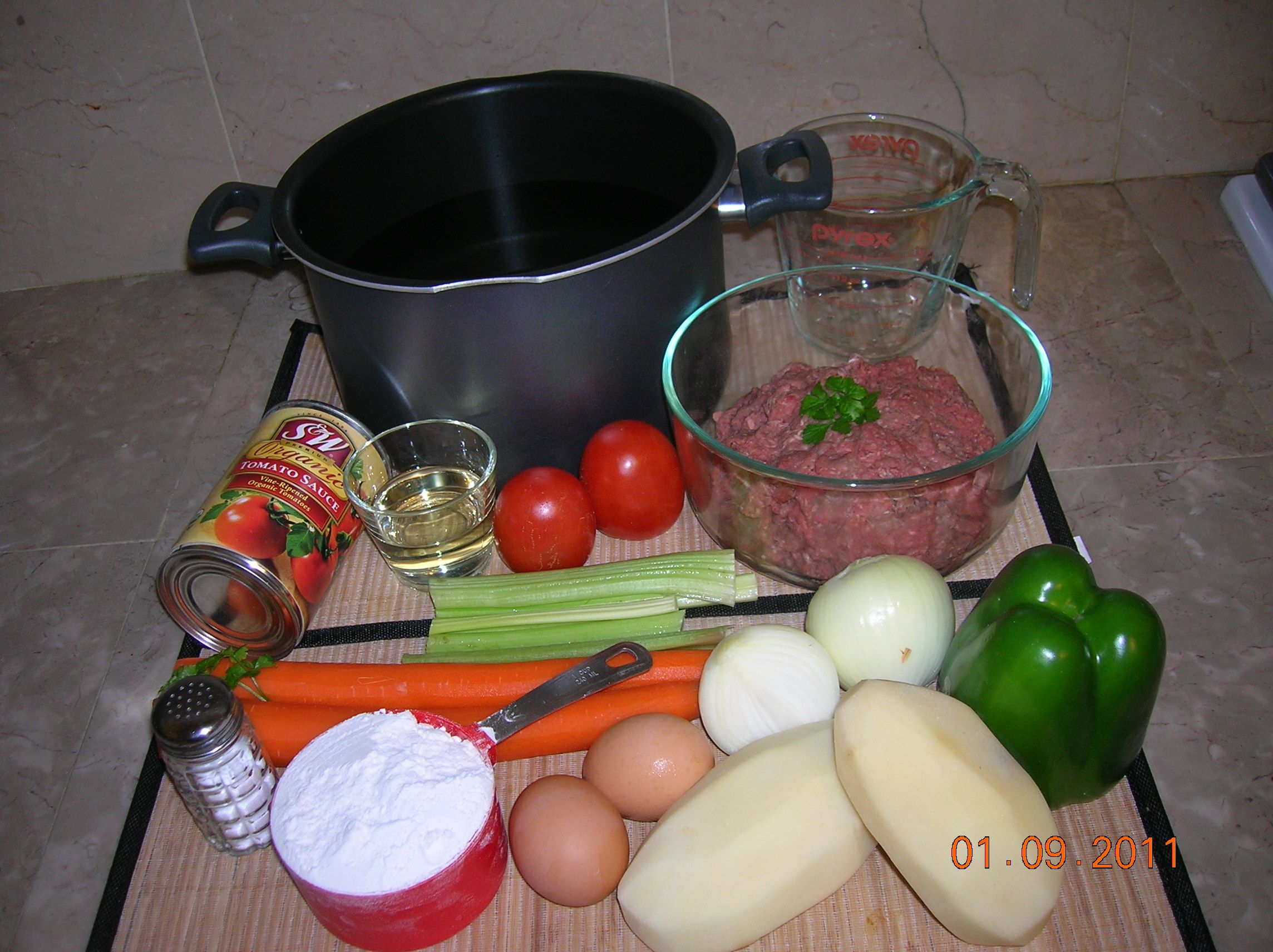 Romanian Meatball Soup - Ciorba De Perisoare : 4 Steps (with Pictures ...