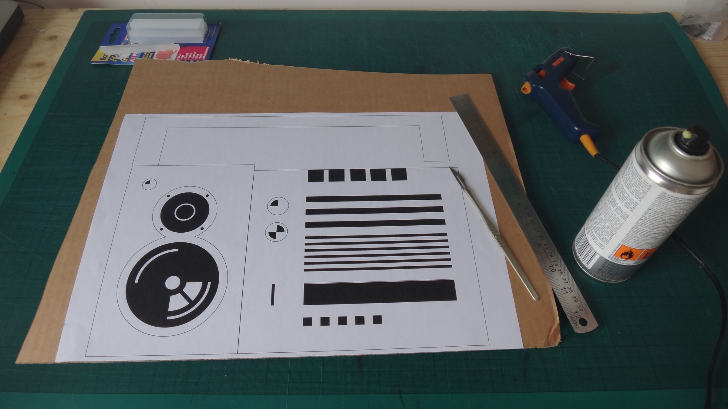 Cardboard BoomBox (quick 'n' Dirty Concept Modelling 2D Into 3D) : 9 ...