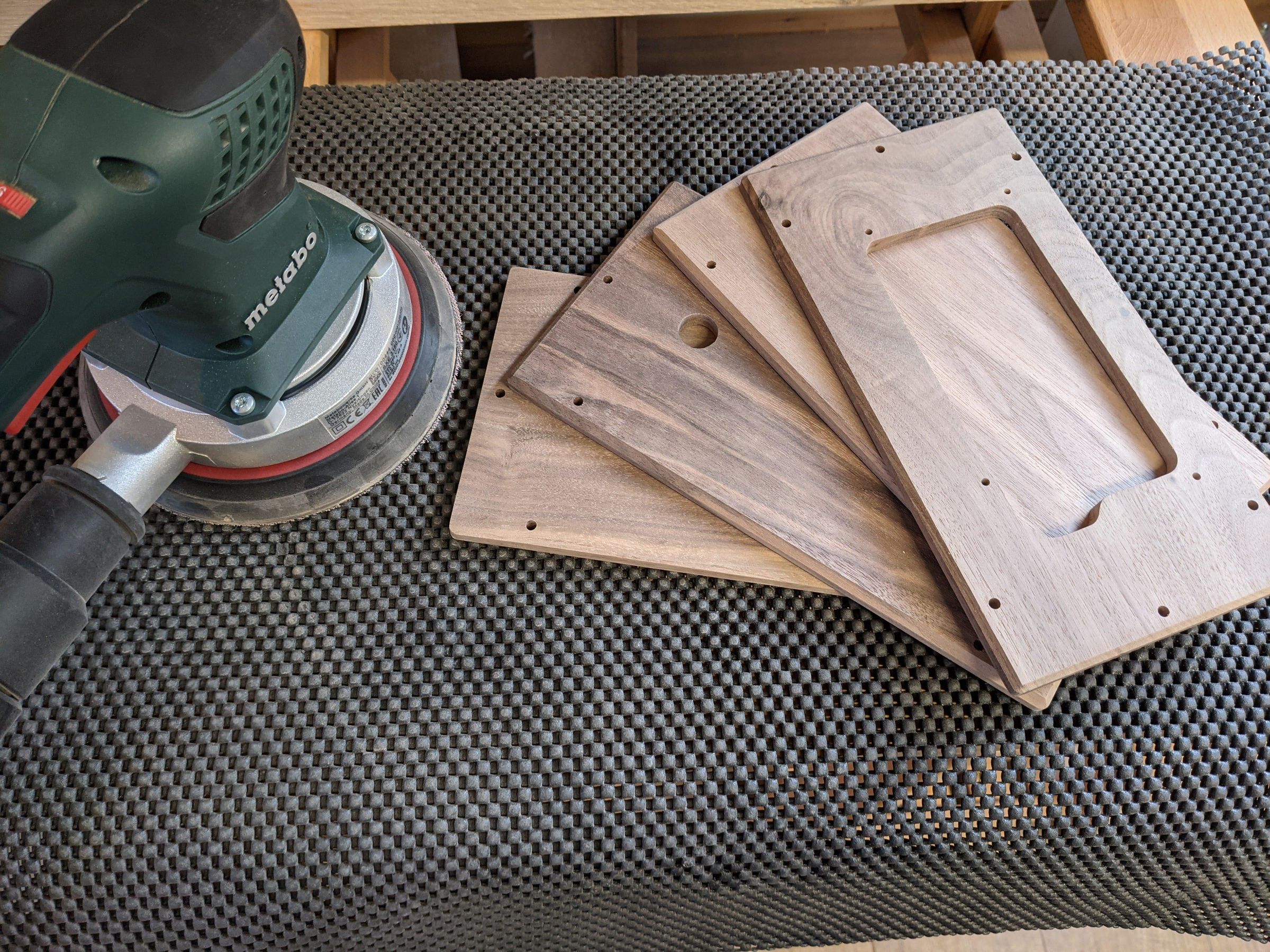 Walnut and Acrylic PC Build : 11 Steps (with Pictures) - Instructables