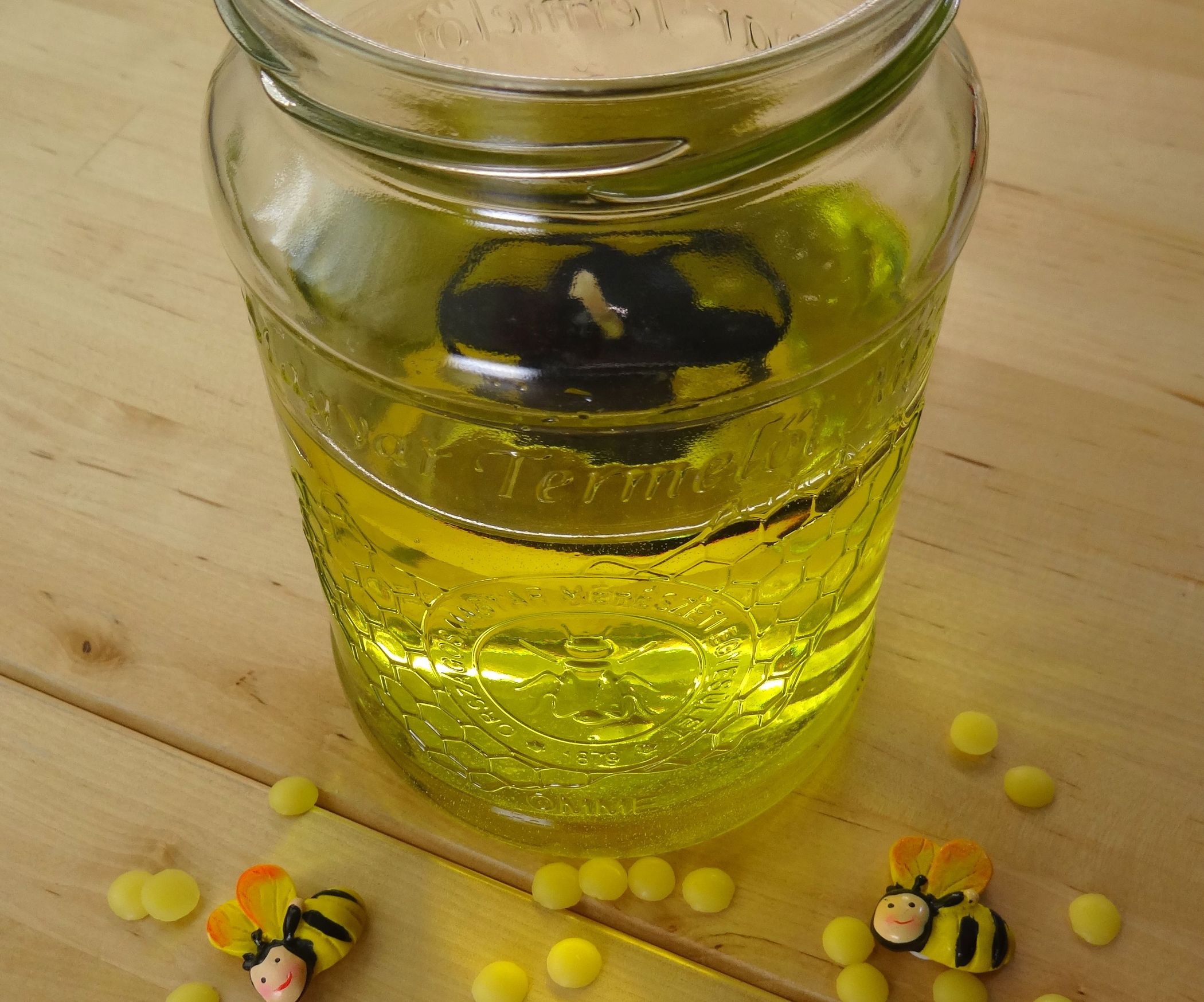 DIY - a New Floater for My Bee-Oil-Lamp : 5 Steps (with Pictures ...