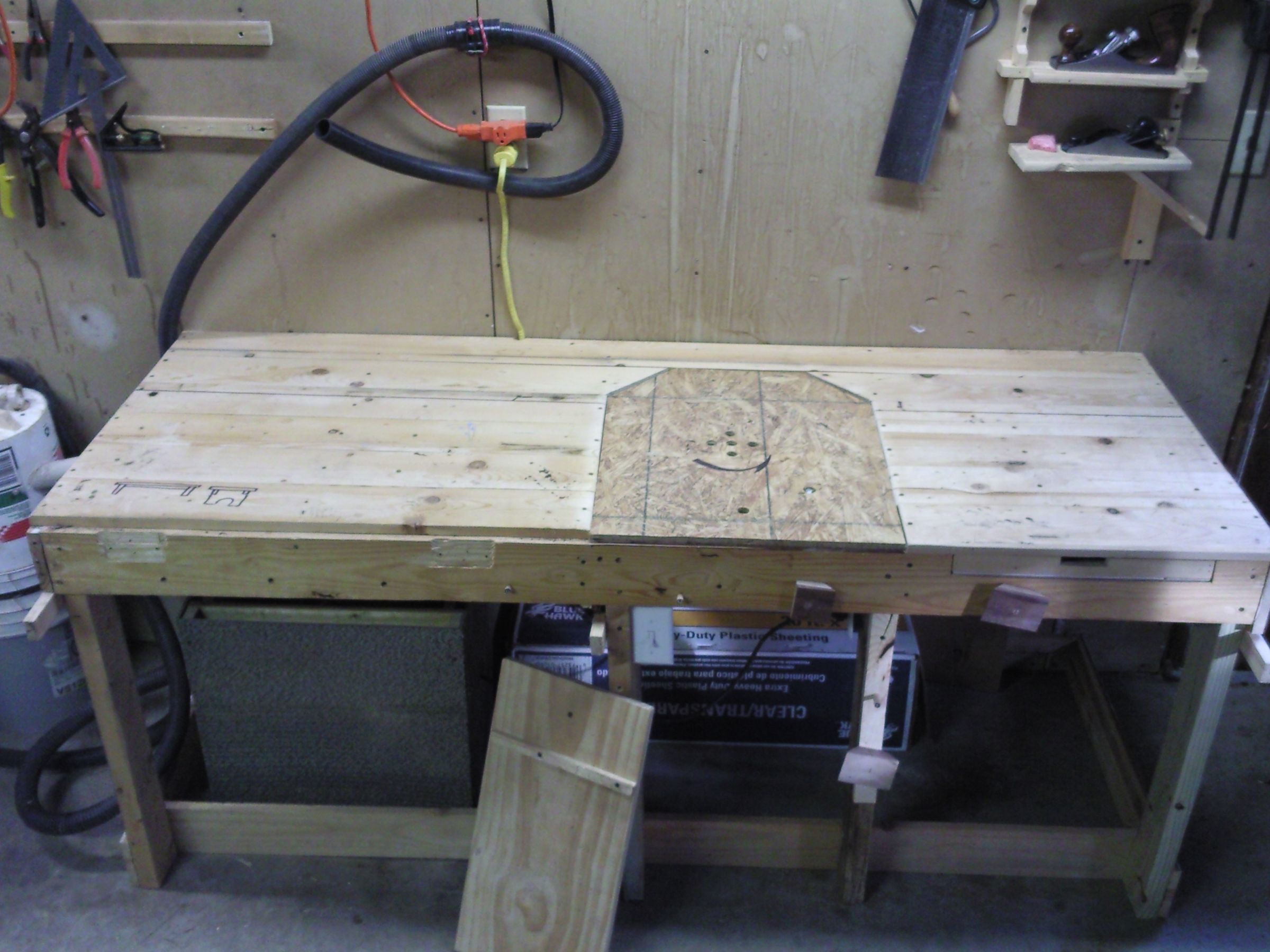 The Interchangeable Woodwork Bench With Electric Power - Instructables