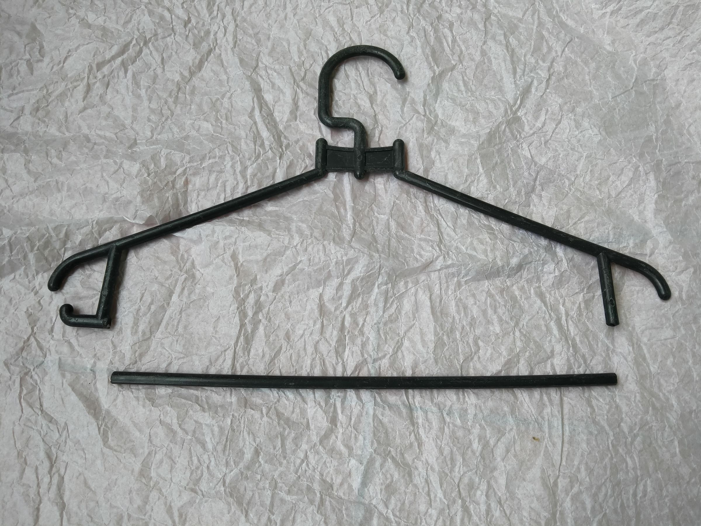 DIY Tabletop Easel and Wall Decor From Cardboard : 5 Steps (with ...