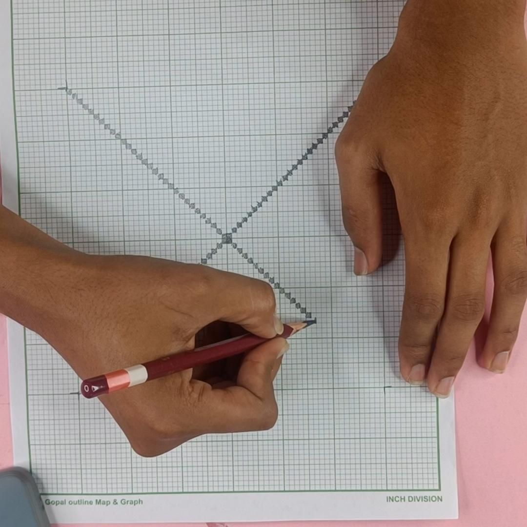Textured Grid Art - Crafting Wool Patterns on Frames : 8 Steps (with ...