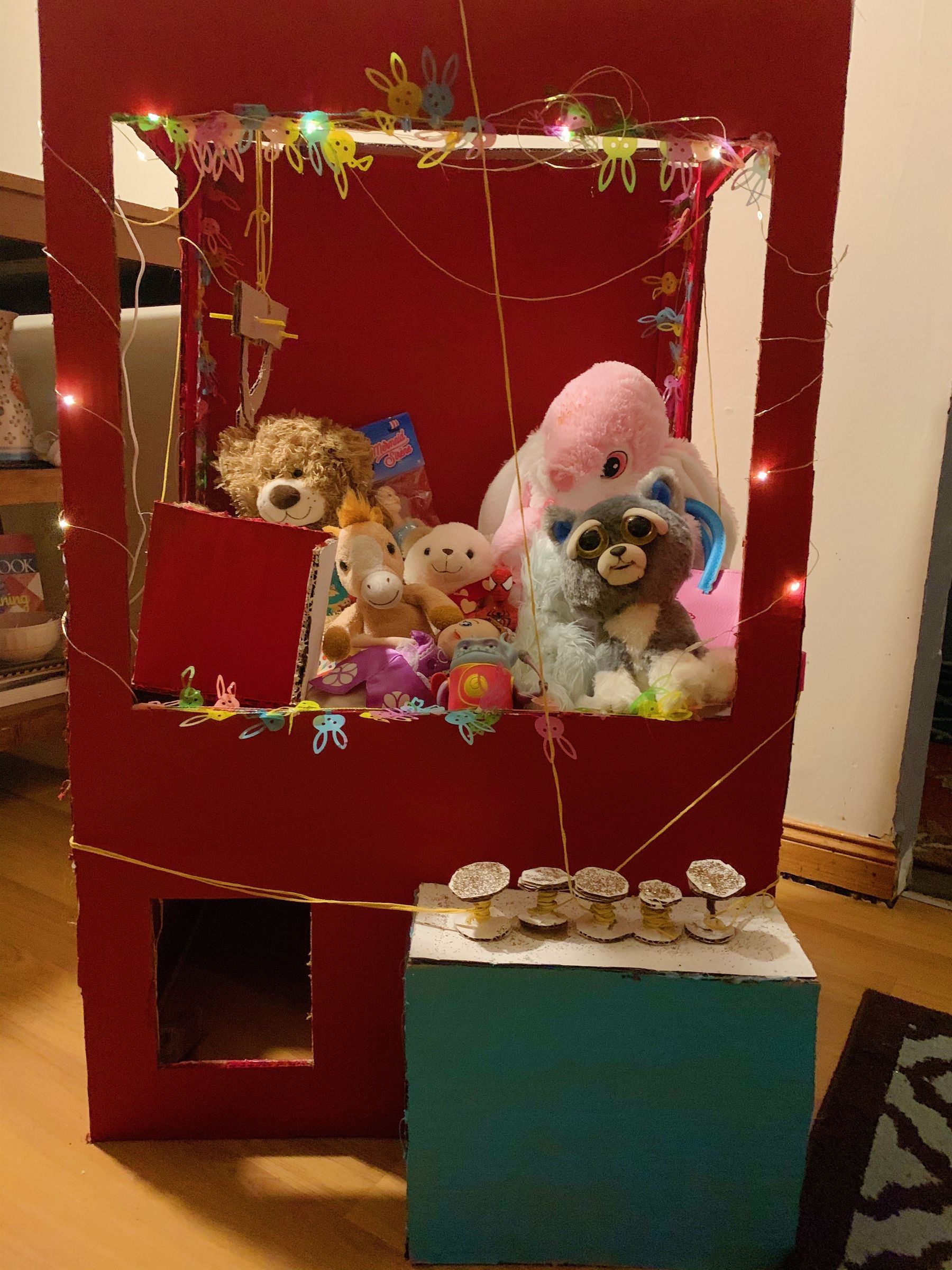 Claw Machine From Cardboard : 7 Steps - Instructables