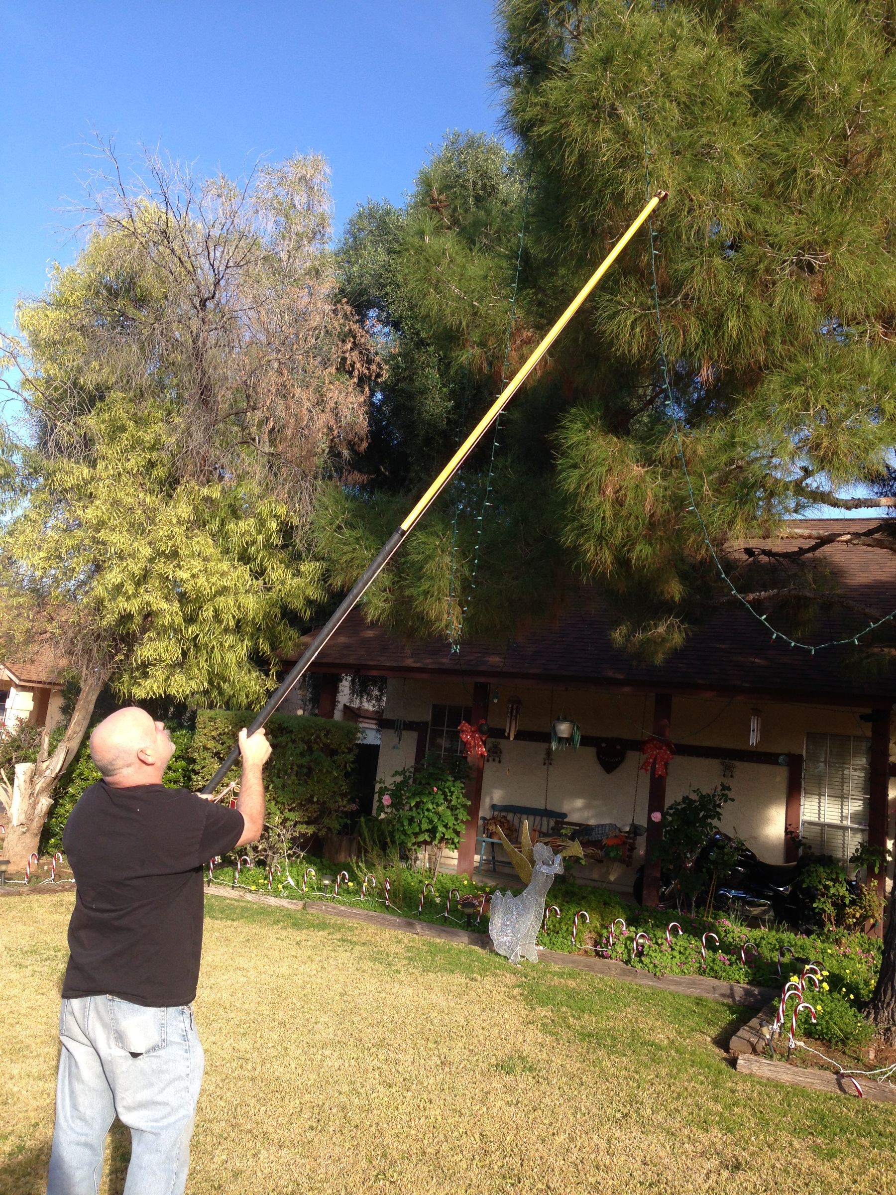 Christmas Lights Installer Pole : 3 Steps - Instructables