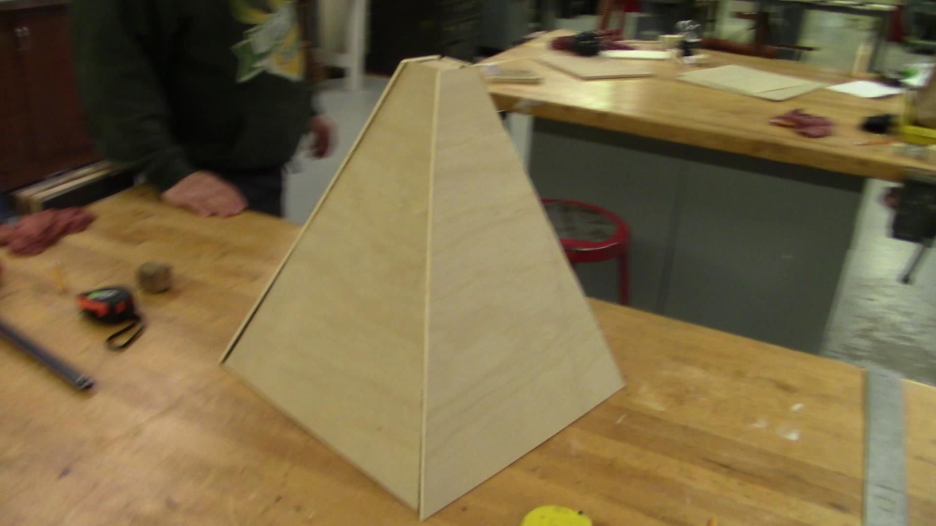 The Electro-Pyramid Puzzle : 12 Steps - Instructables
