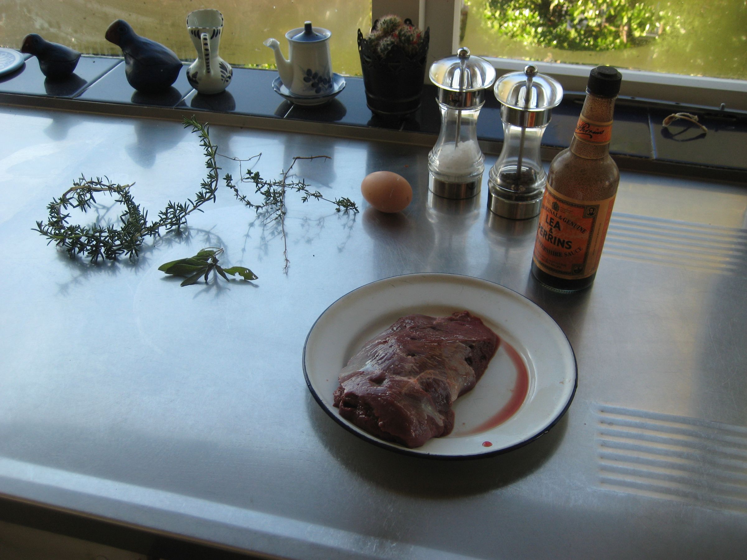 Gourmet Swan Meat Burgers : 5 Steps - Instructables