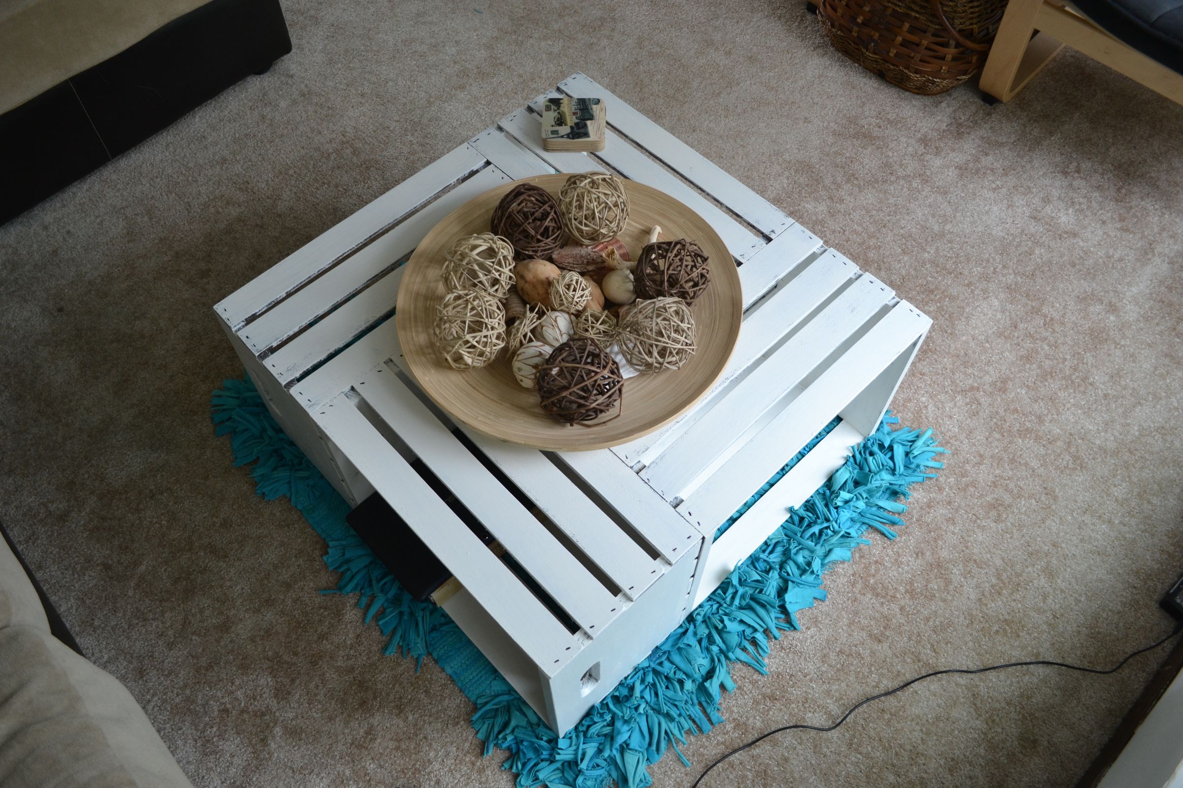 Apple Crate Coffee Table : 5 Steps (with Pictures) - Instructables