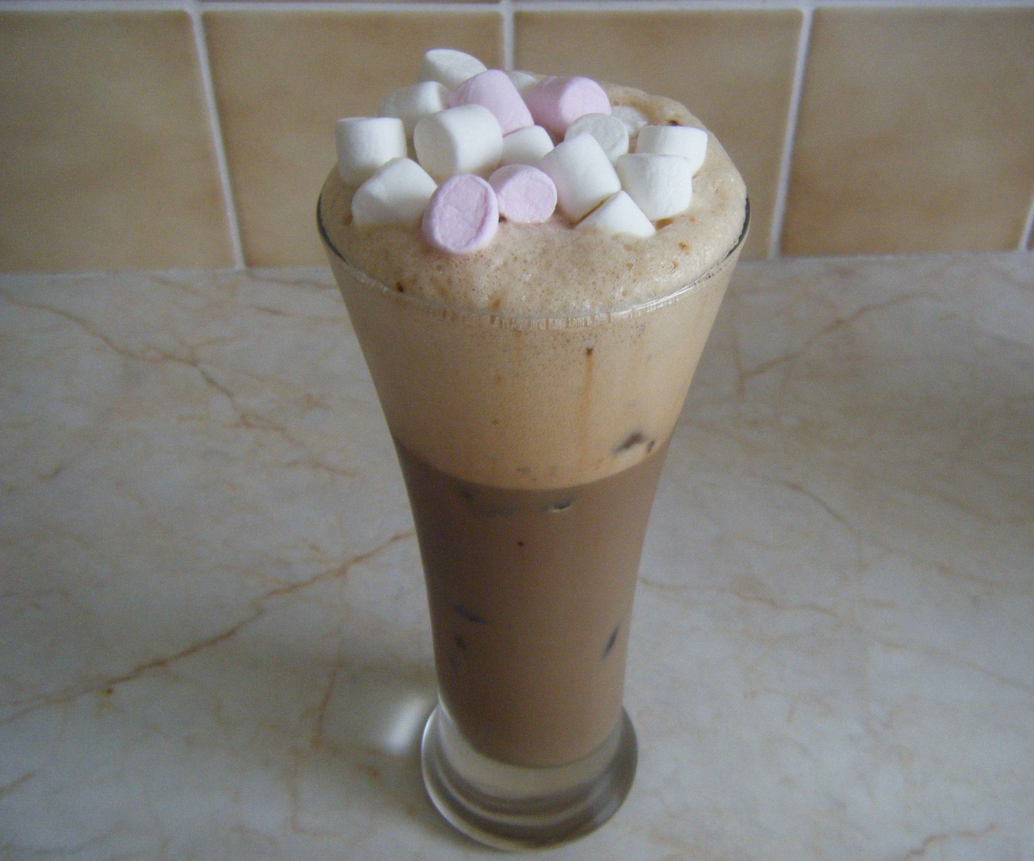 Lockdown COPYCAT Iced Coffee : 6 Steps - Instructables