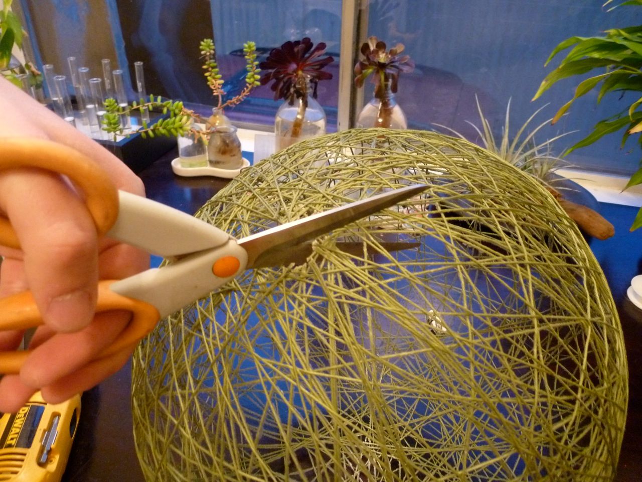 String Pendant Lamp : 9 Steps (with Pictures) - Instructables