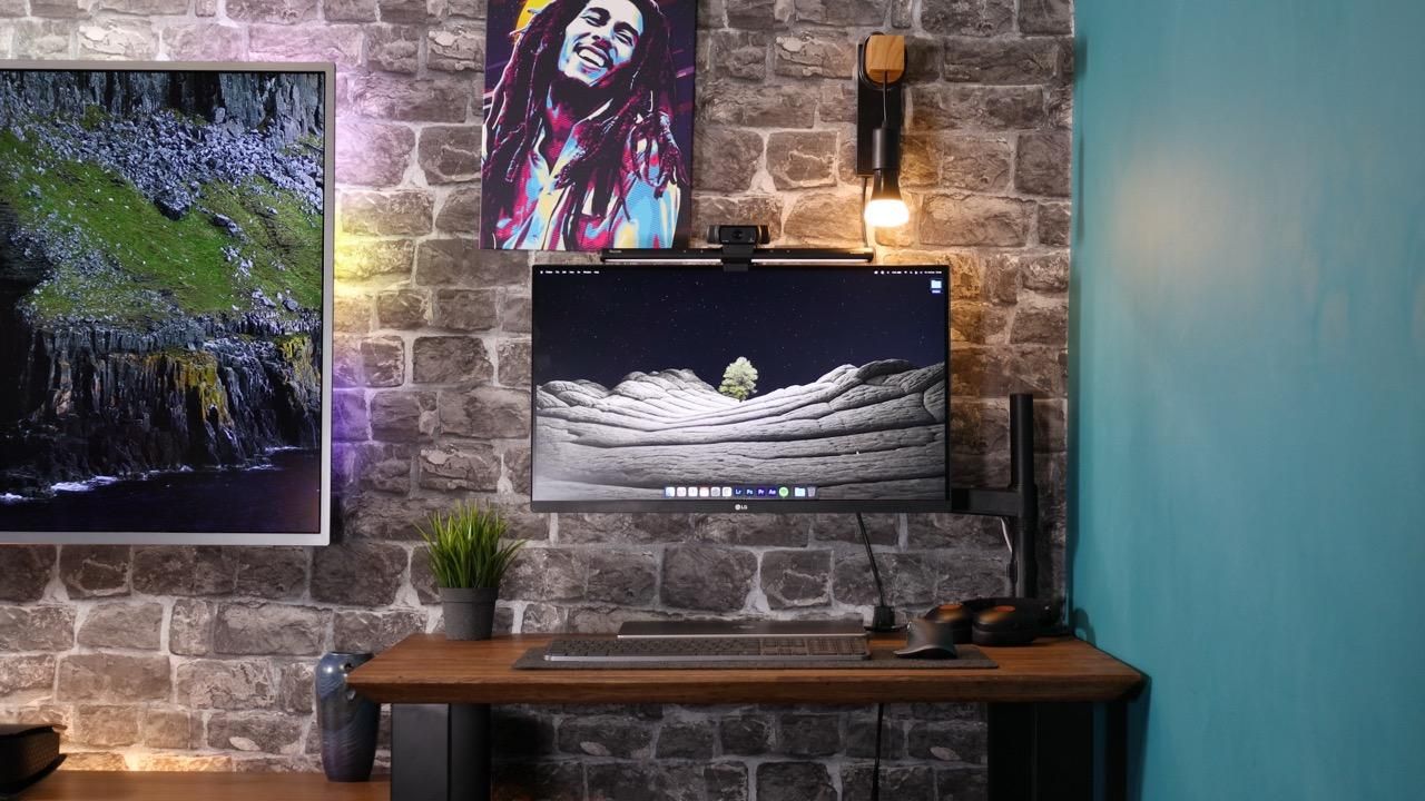 How to Make a Minimalist Desk - Work From Home Set Up : 8 Steps (with ...