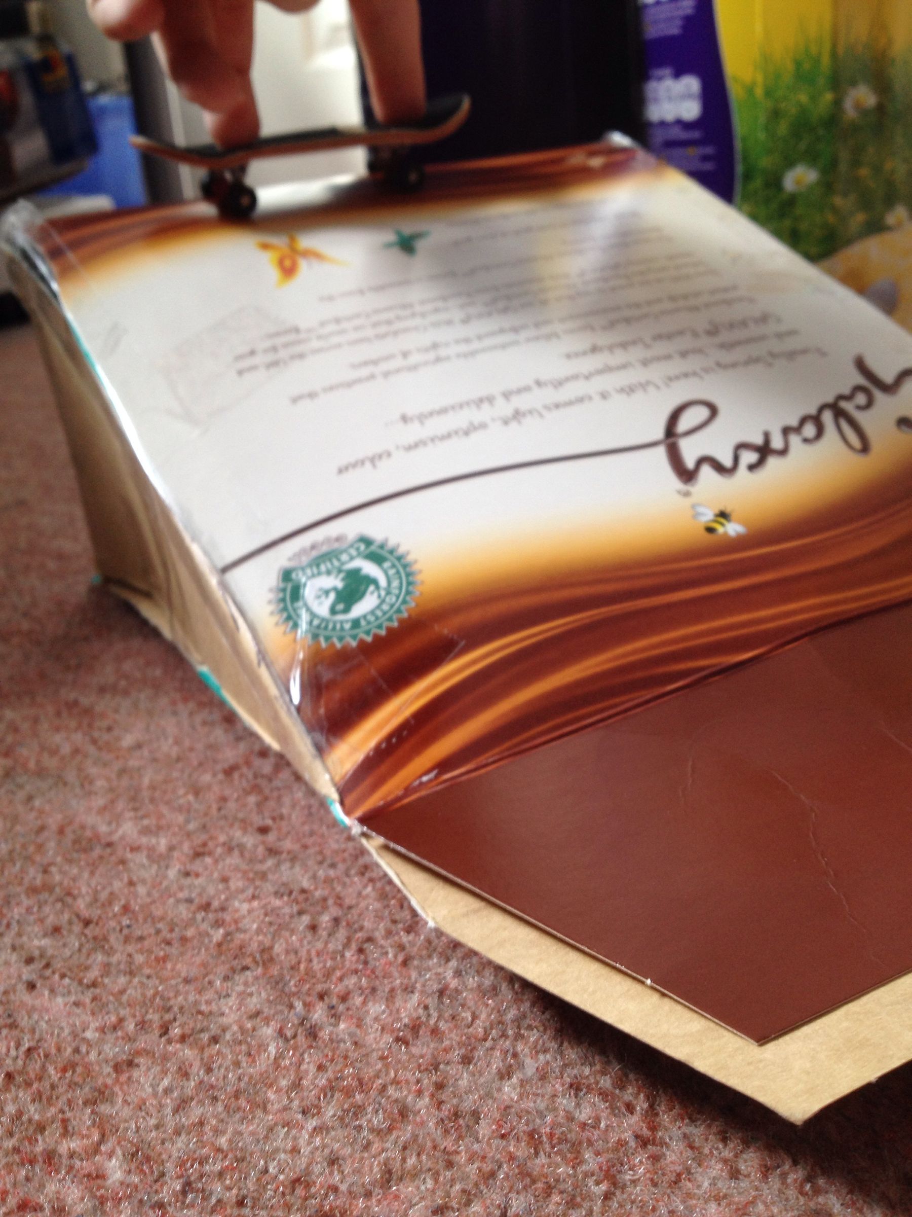 Fingerboard Simple Bank Ramp : 5 Steps - Instructables