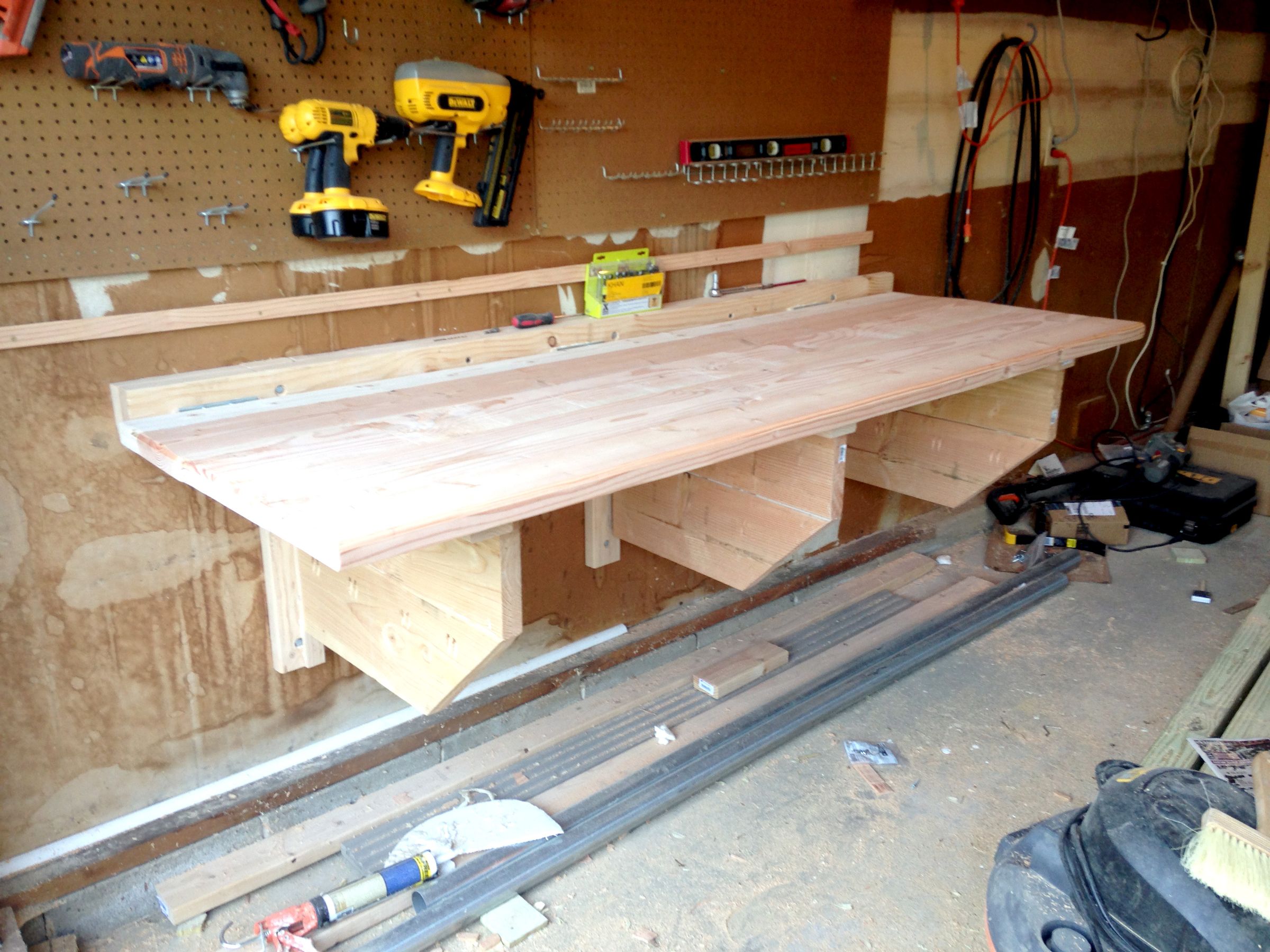 Make a Cheap Fold-down Workbench : 4 Steps (with Pictures) - Instructables