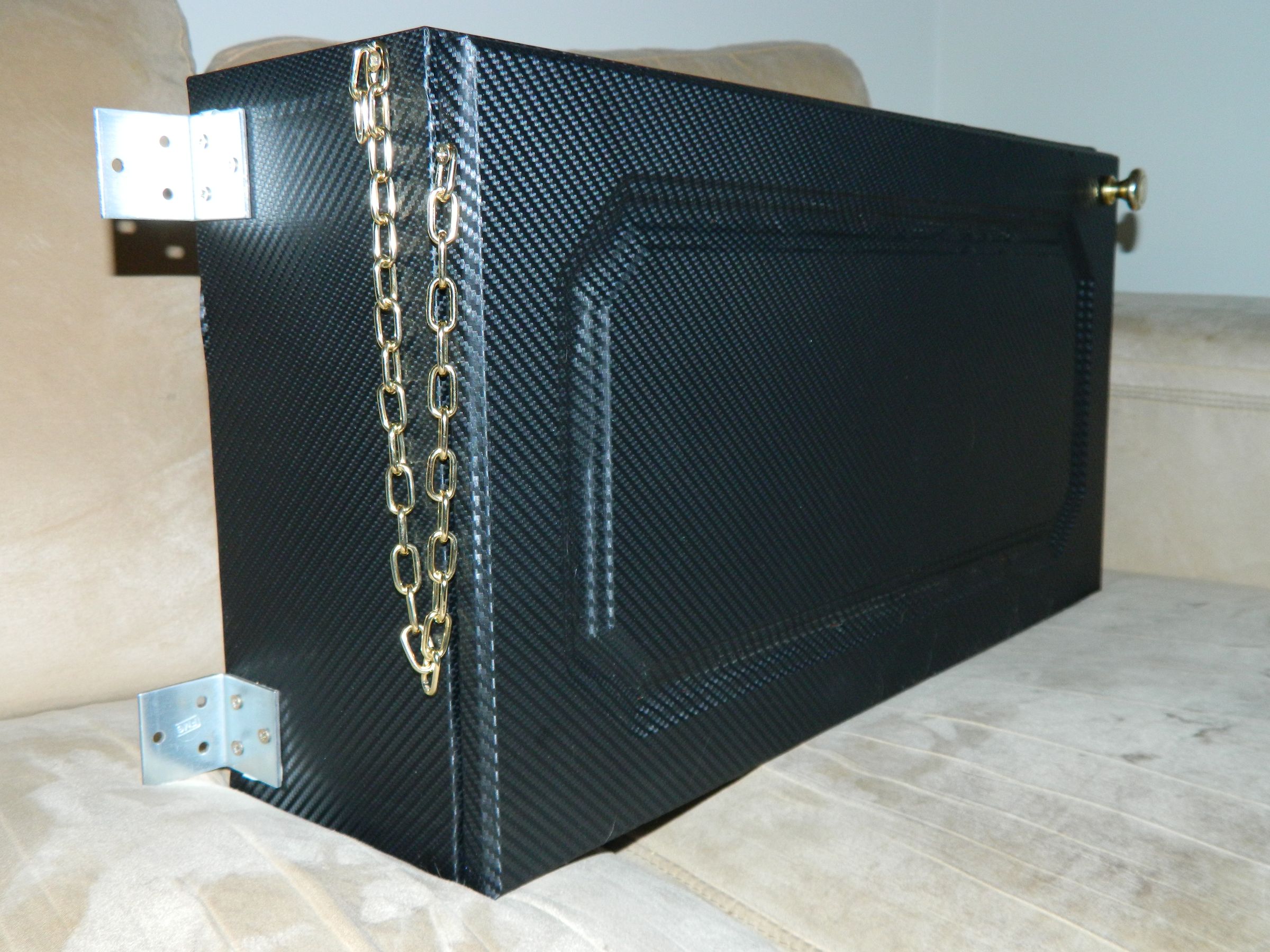 DIY "Hidden" Video Projector Folding Shelf, Carbon Fiber Look : 8 Steps ...