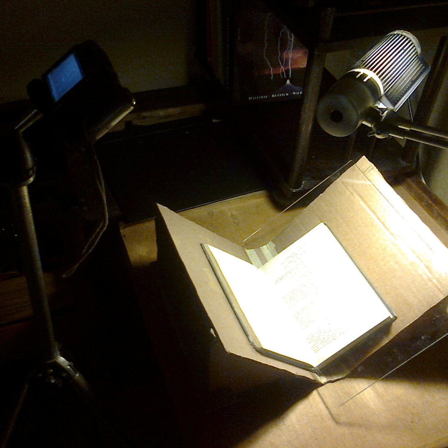 Foldable Book Stand for Camera Scanning : 6 Steps (with Pictures ...