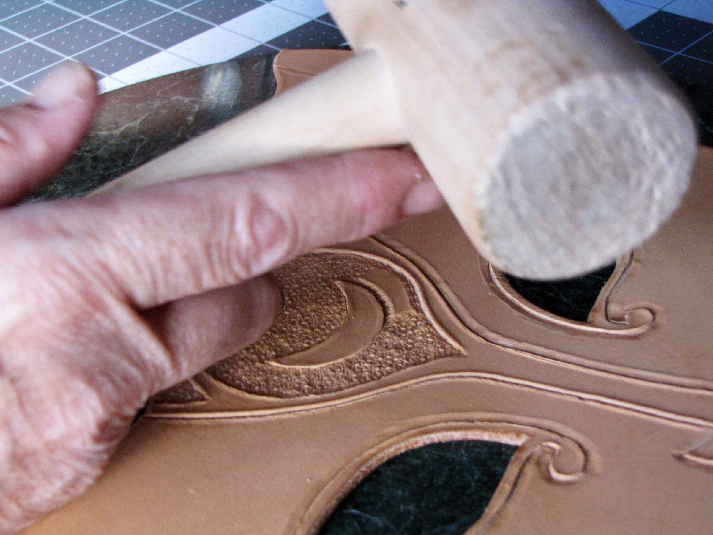 Sculpted Leather Mask Tutorial : 9 Steps (with Pictures) - Instructables