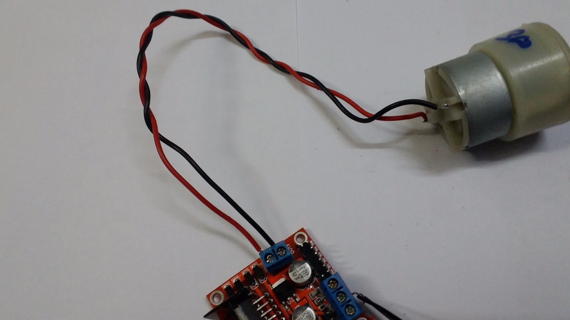 Control a DC Mototr Using H-Bridge : 5 Steps (with Pictures ...