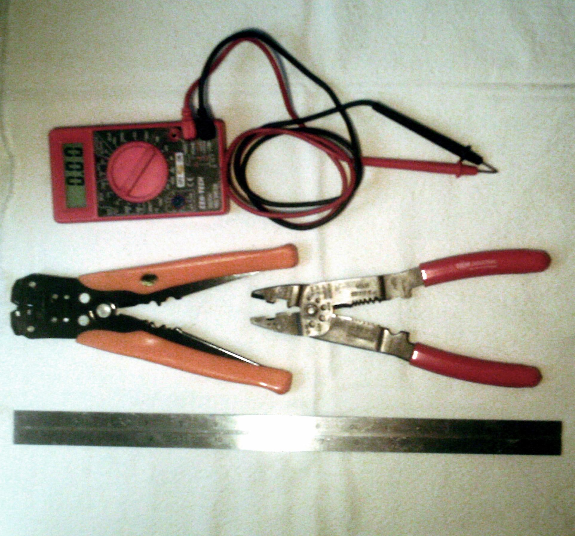 Install a Cigarette Lighter on Computer : 5 Steps - Instructables