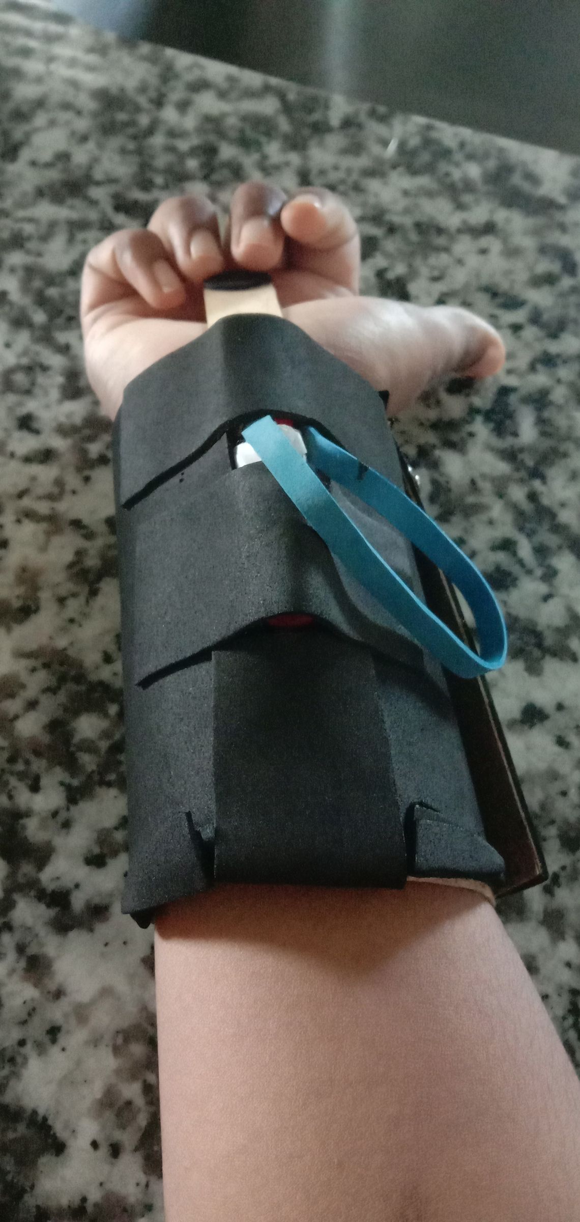 Wrist Mounted Skewer Launcher : 3 Steps - Instructables