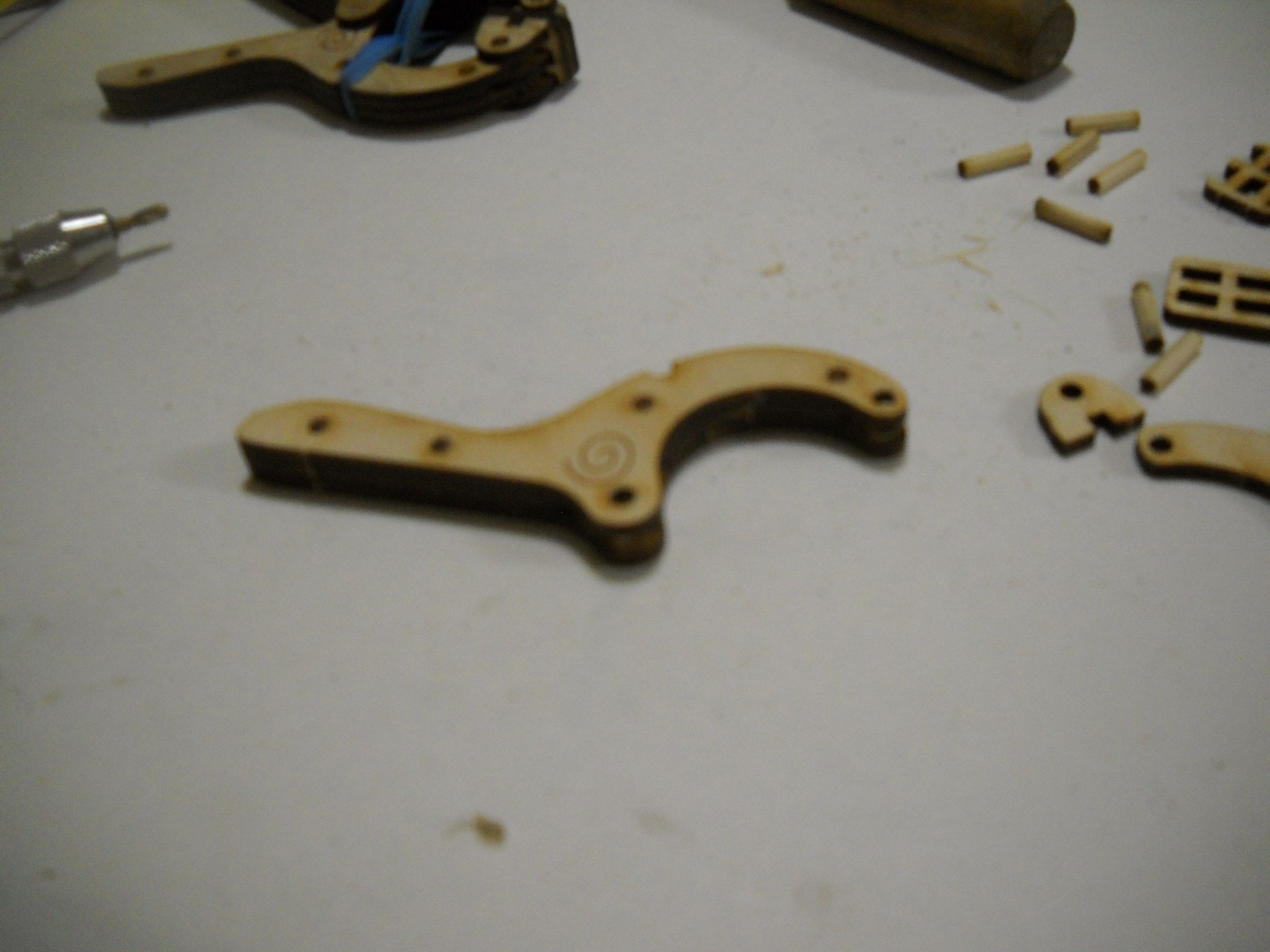 Wooden Squeeze Clamp : 4 Steps (with Pictures) - Instructables