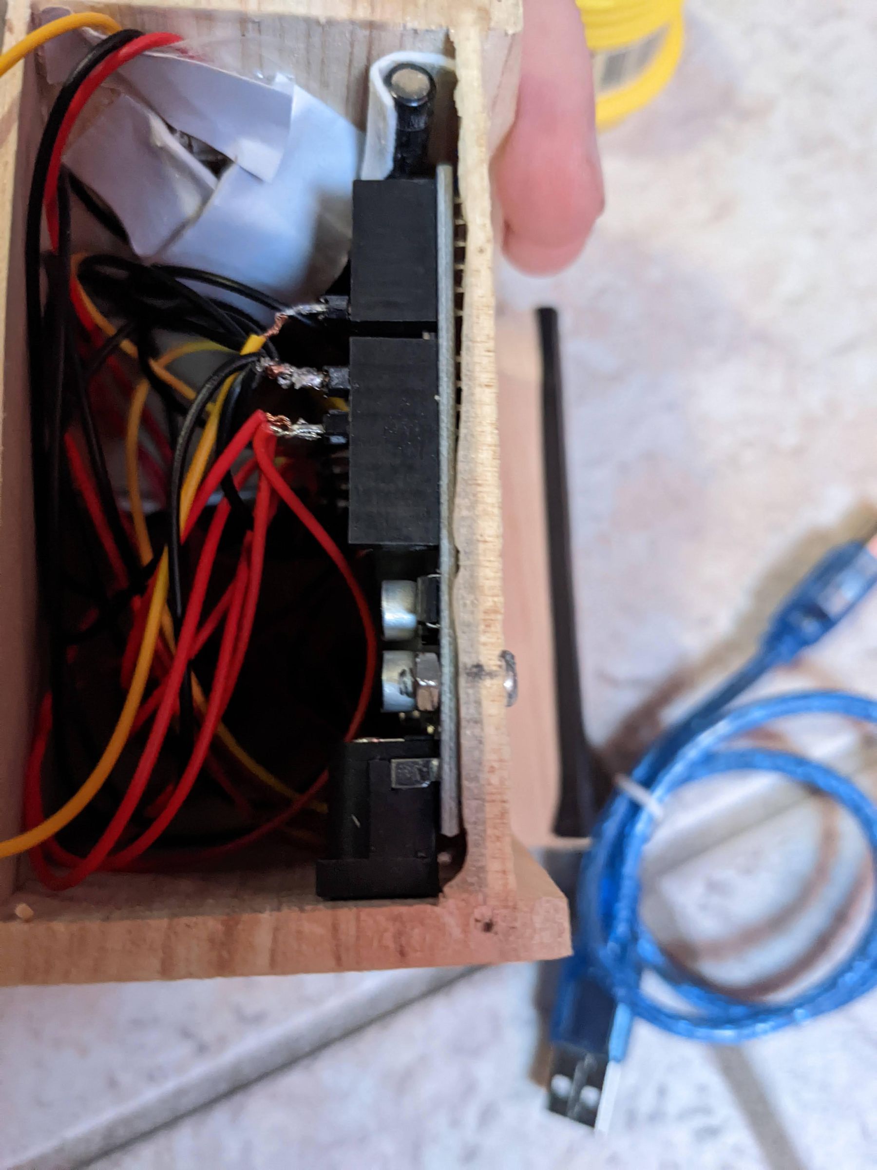 The "Rare Vogel" Birdhouse Controller : 11 Steps (with Pictures ...