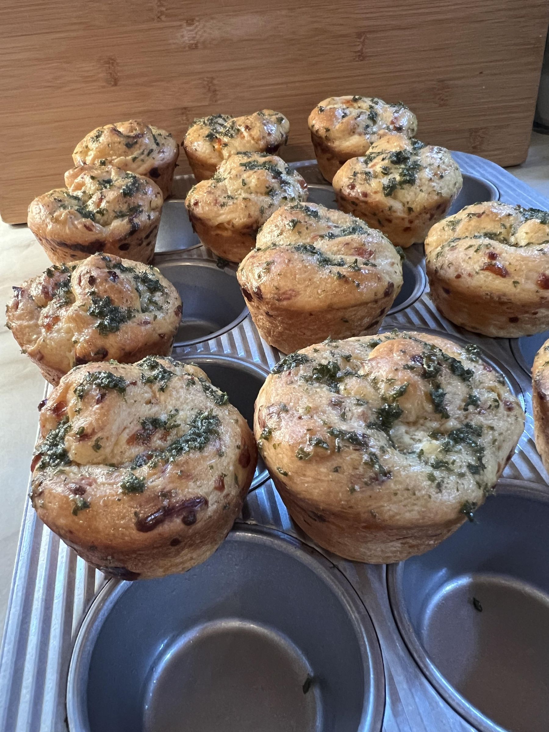 Sharp Cheddar Knot Rolls : 17 Steps (with Pictures) - Instructables