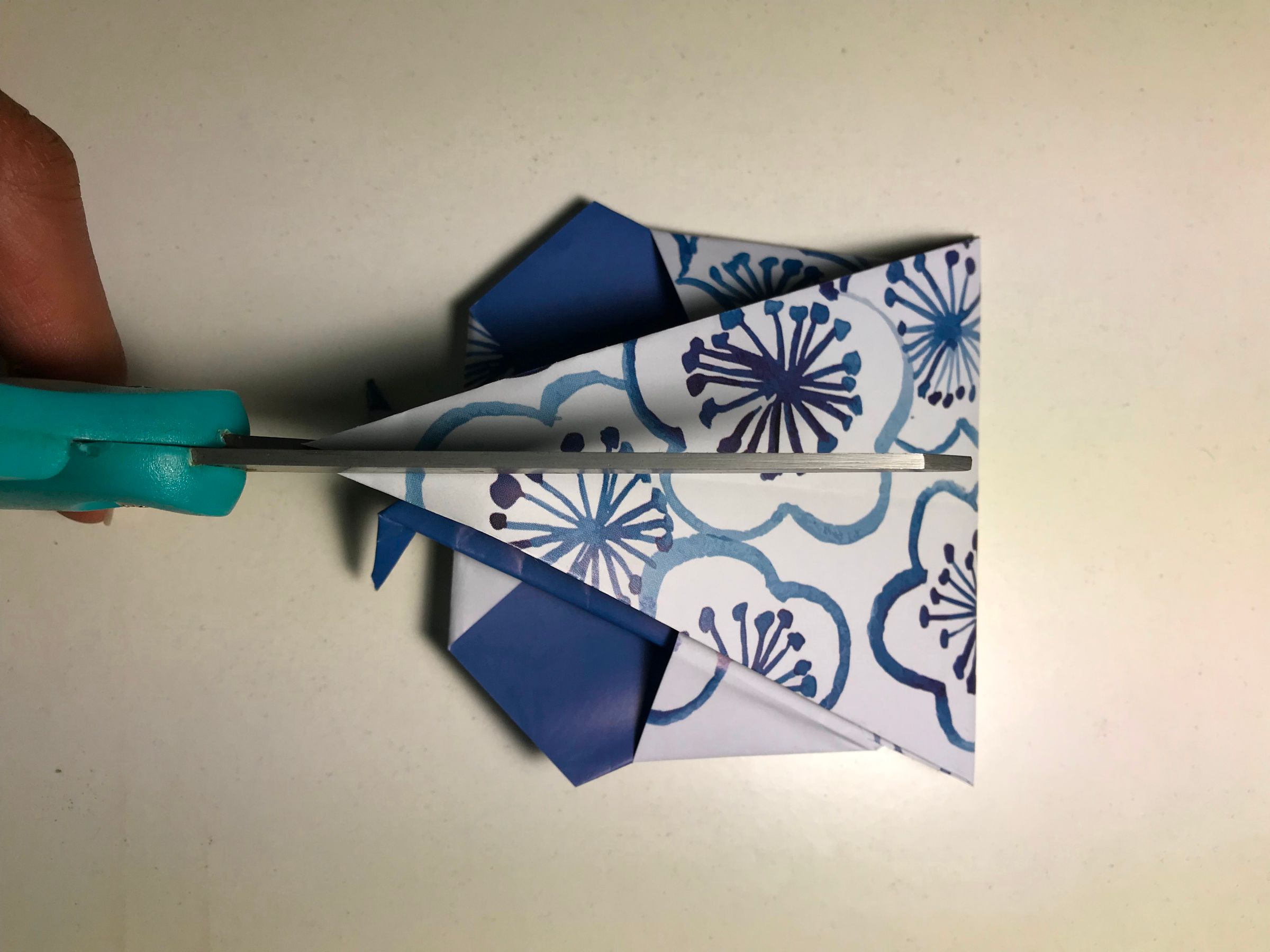 Origami Owl Bookmark : 13 Steps - Instructables