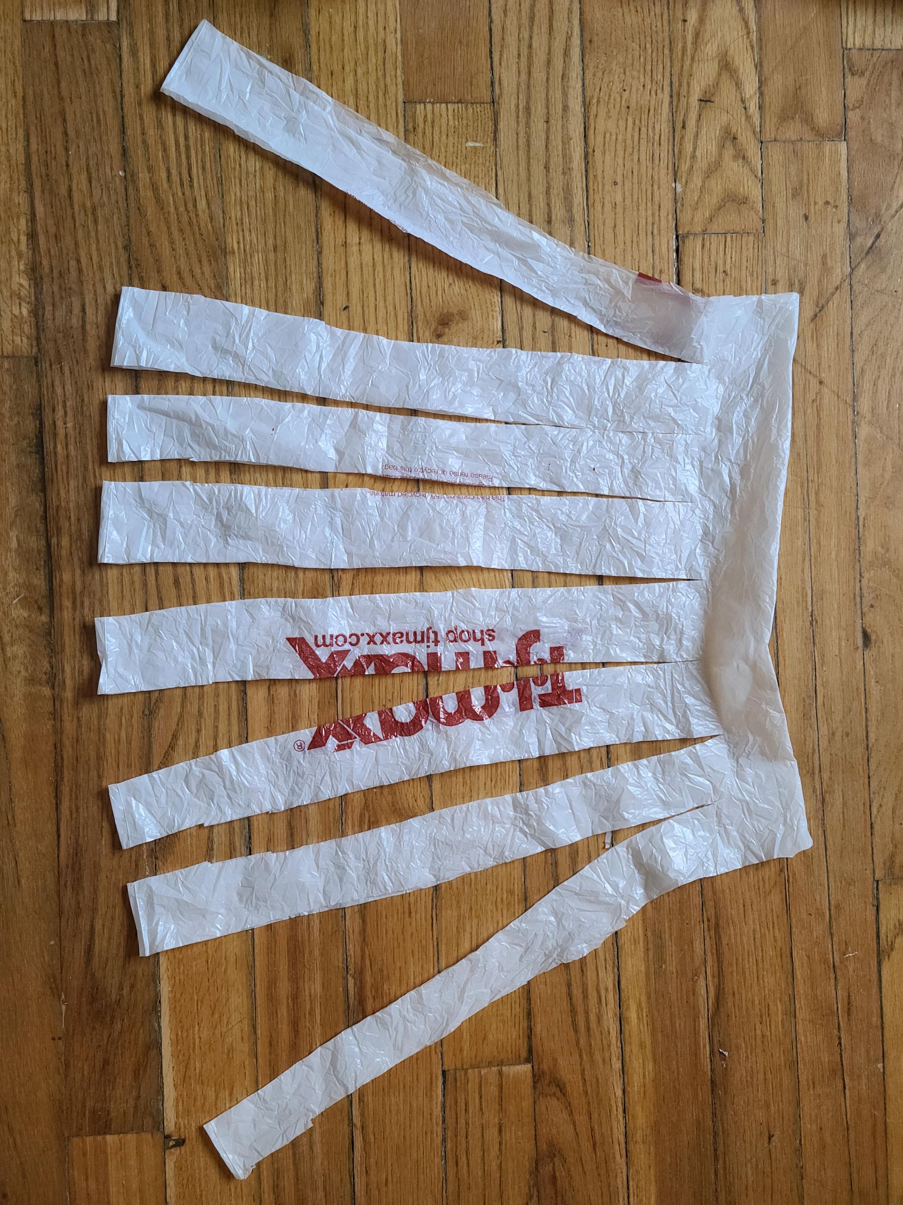 Using Plarn (Plastic Yarn) for Wrapping Gifts! : 5 Steps (with Pictures ...