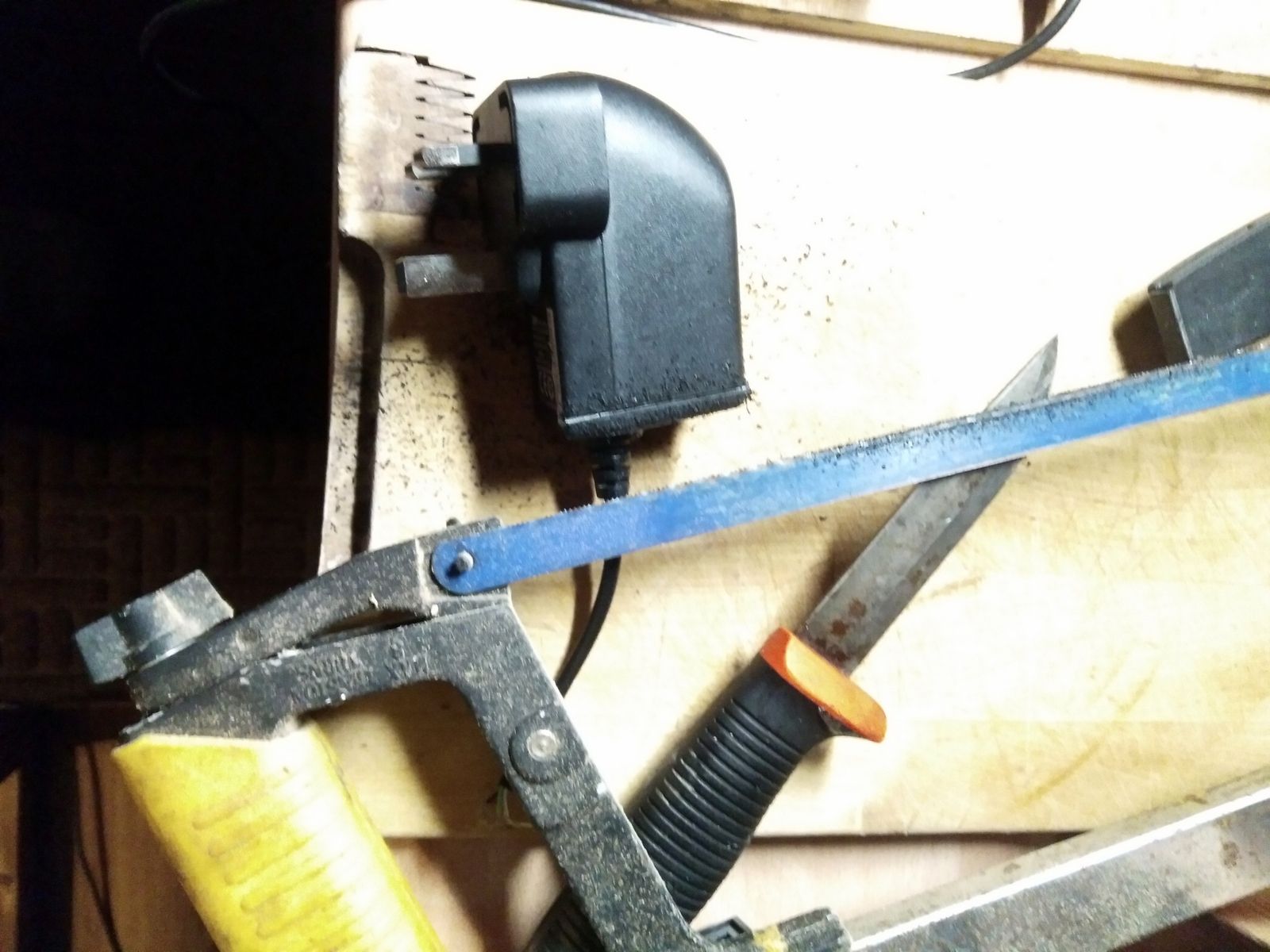 Solder and Flux Fume Extractor Light : 4 Steps (with Pictures ...