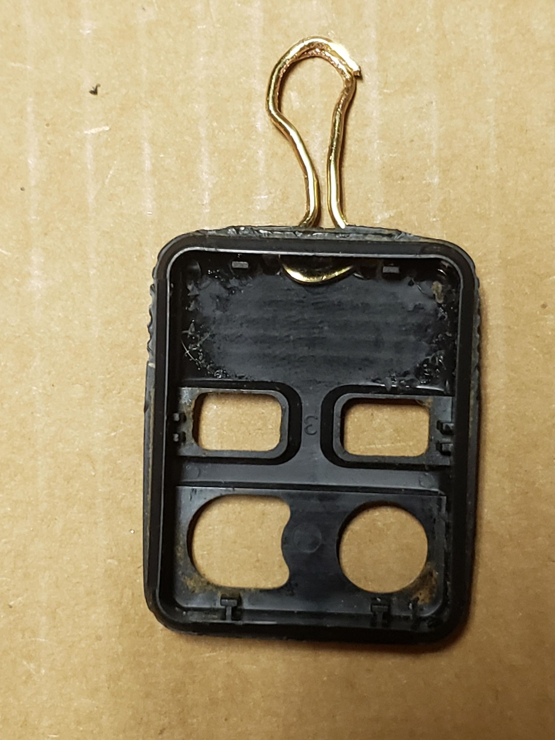 Repairing a Broken Loop on a 2002 Vintage Ford Key Fob : 5 Steps ...