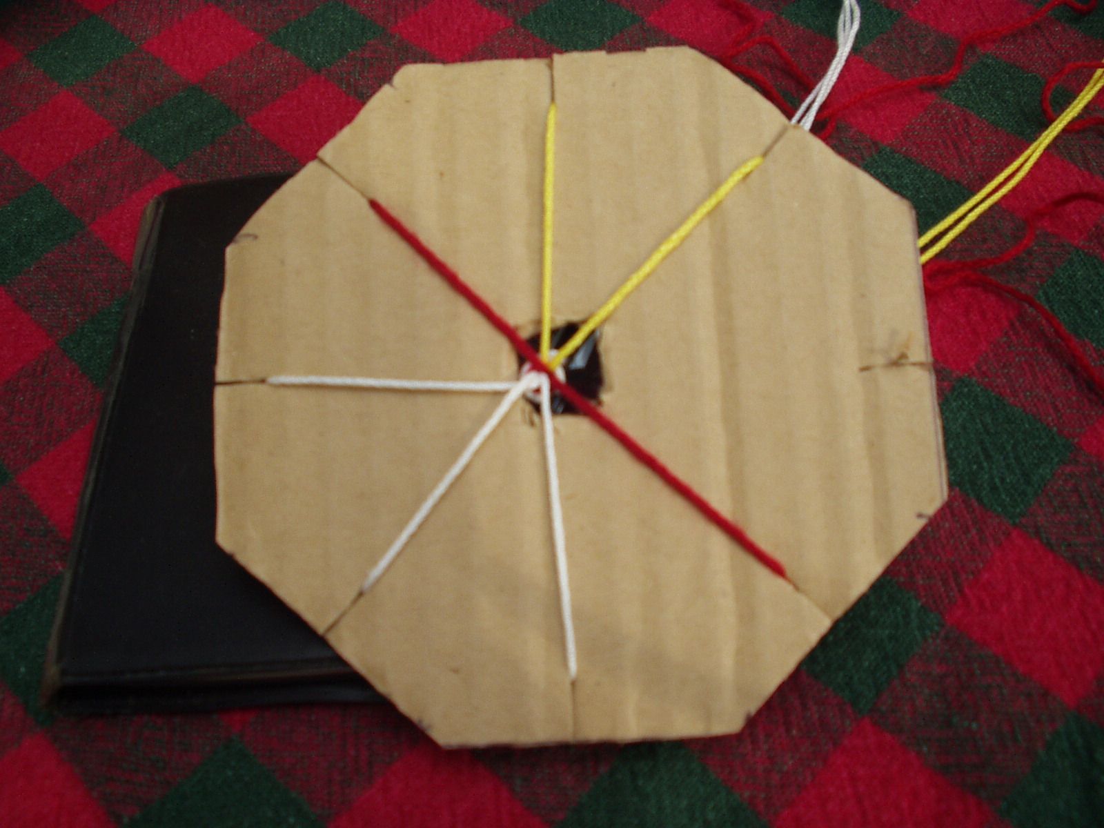 Braiding Disk : 8 Steps (with Pictures) - Instructables