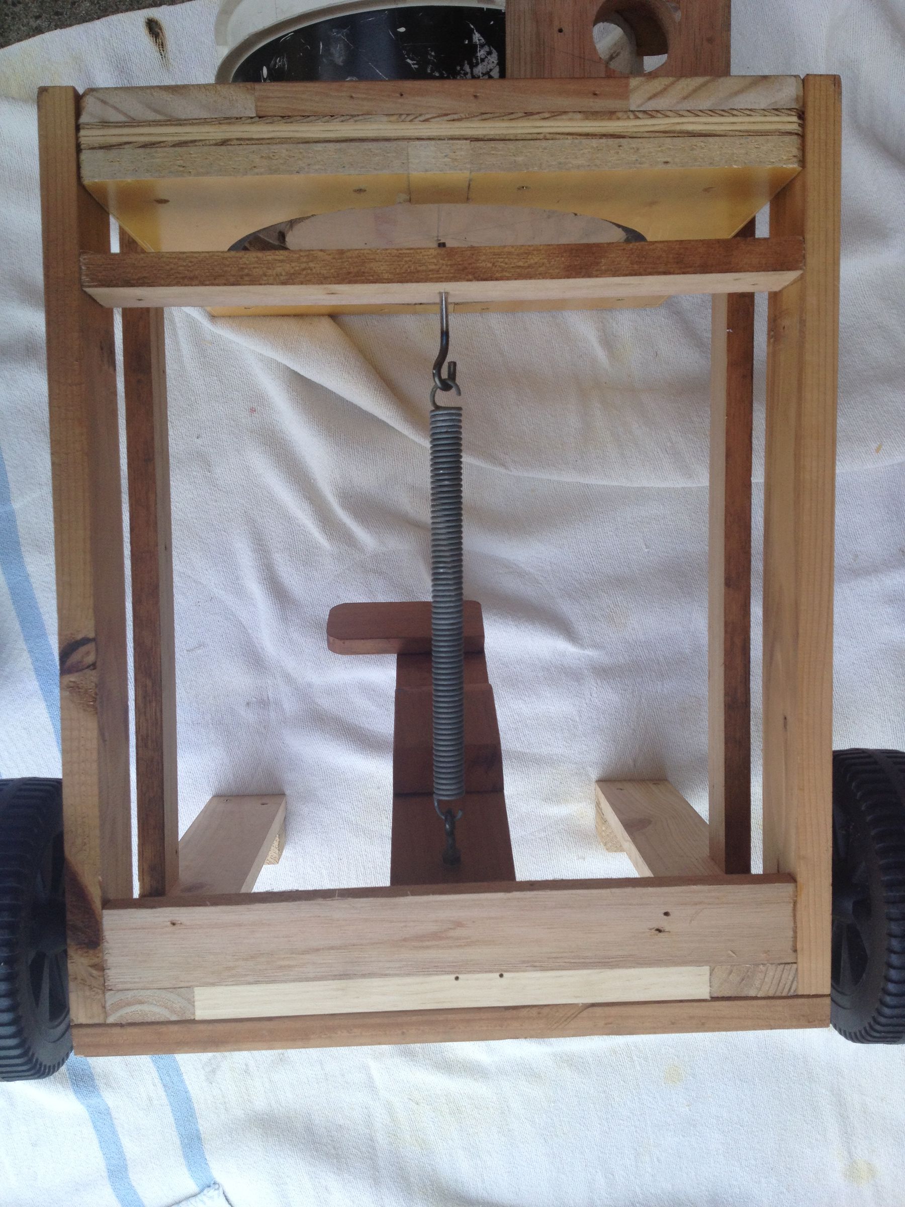 Thien Baffle Dust Extractor With Quick Change Bucket : 6 Steps (with ...