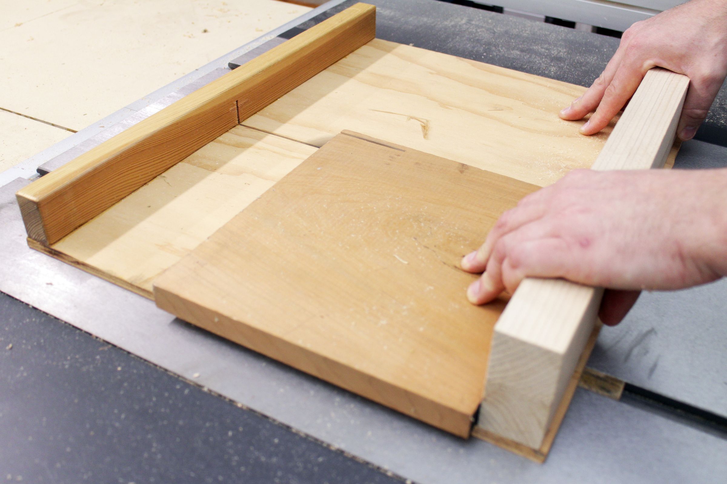 Easy Table Saw Sled : 16 Steps (with Pictures) - Instructables