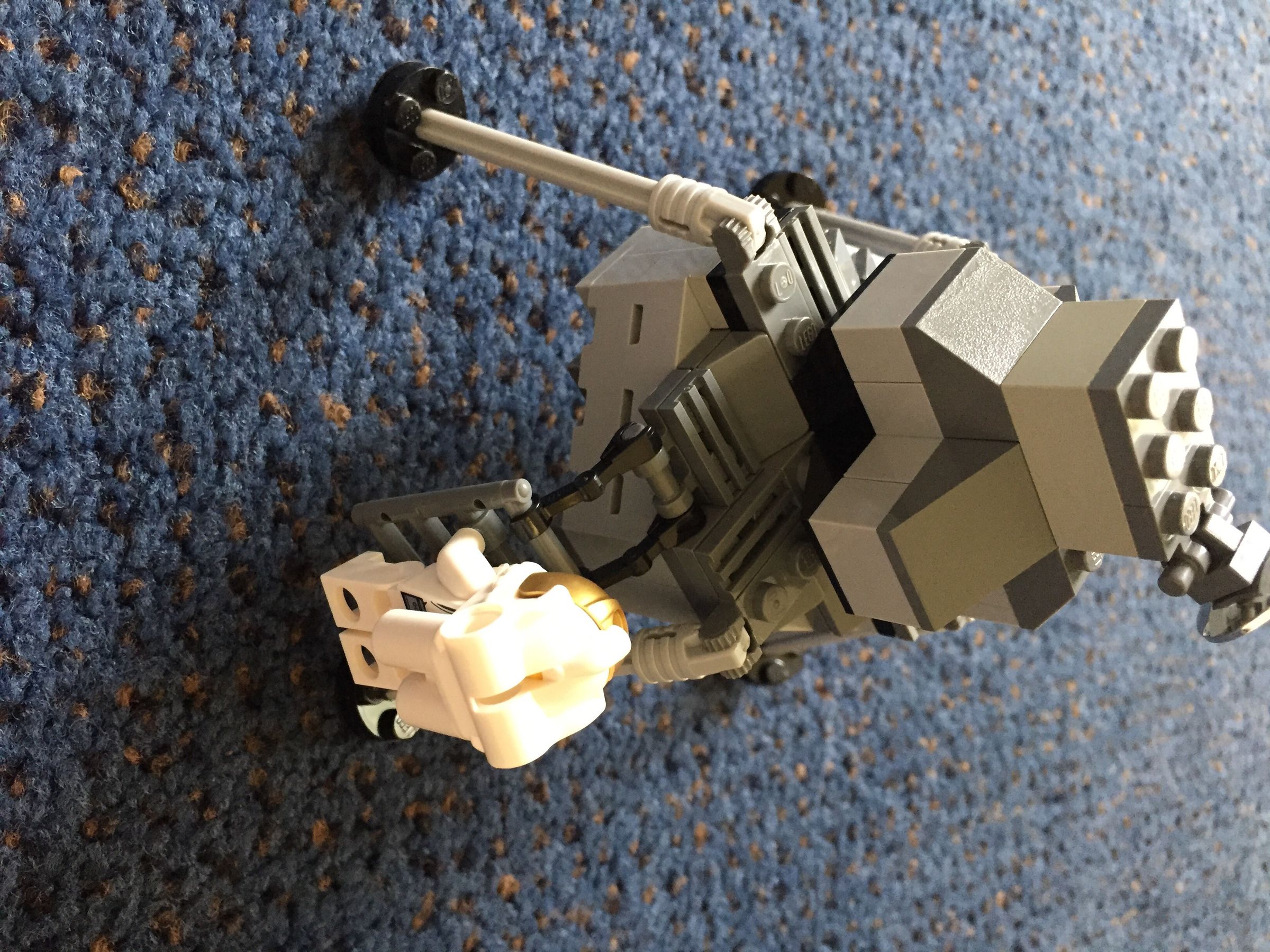 Lego Lunar Module : 5 Steps - Instructables