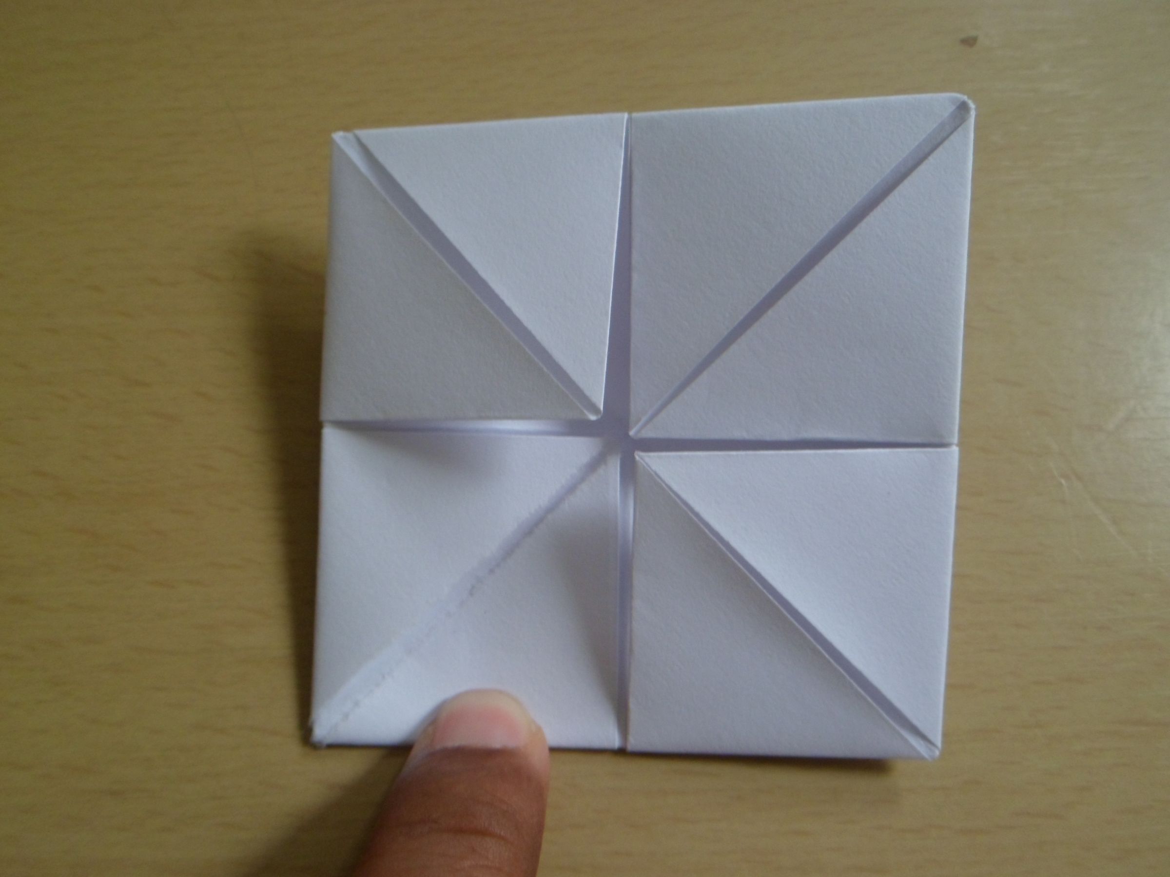 Origami Robo : 8 Steps - Instructables