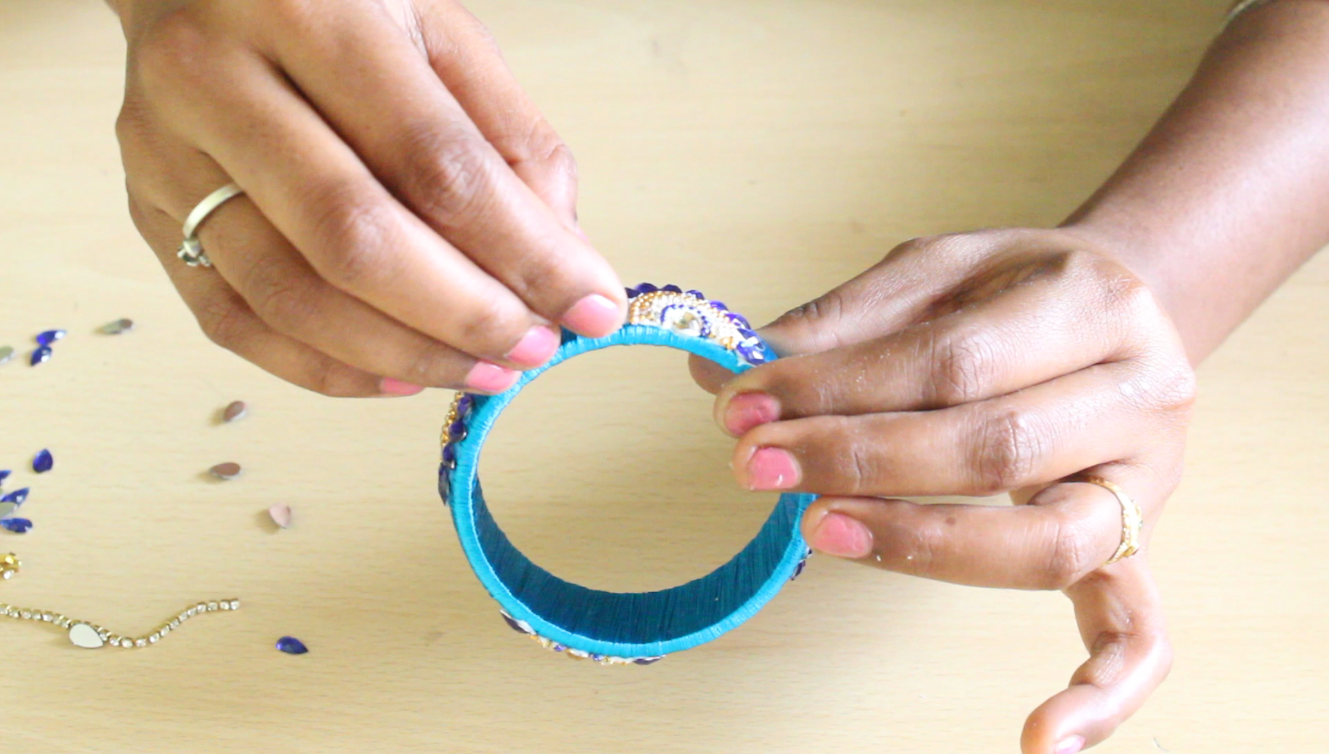 How to Make Silk Thread Bangle Set at Home || Silk Thread Designs ...