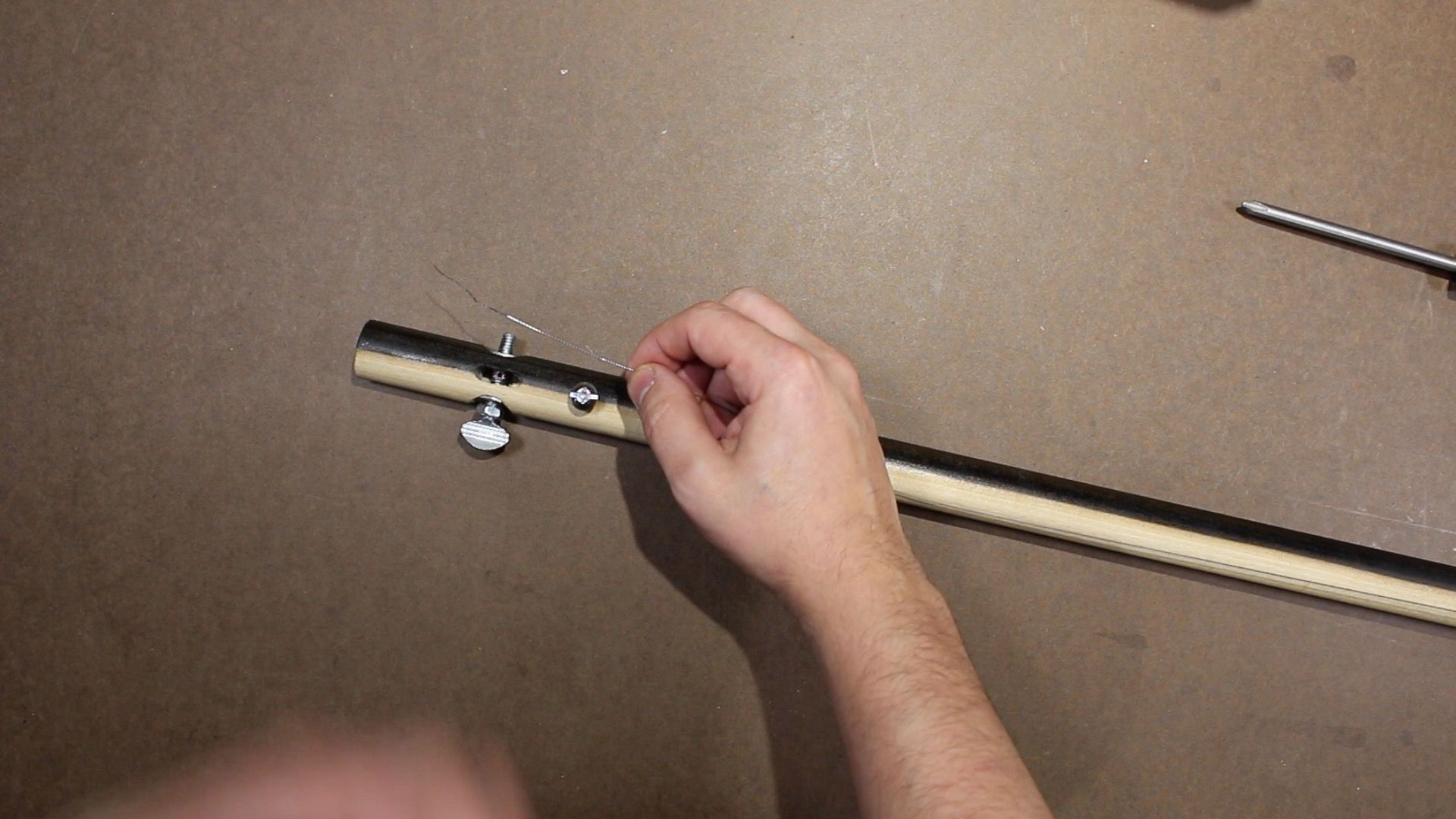 Diddley Bow : 17 Steps (with Pictures) - Instructables