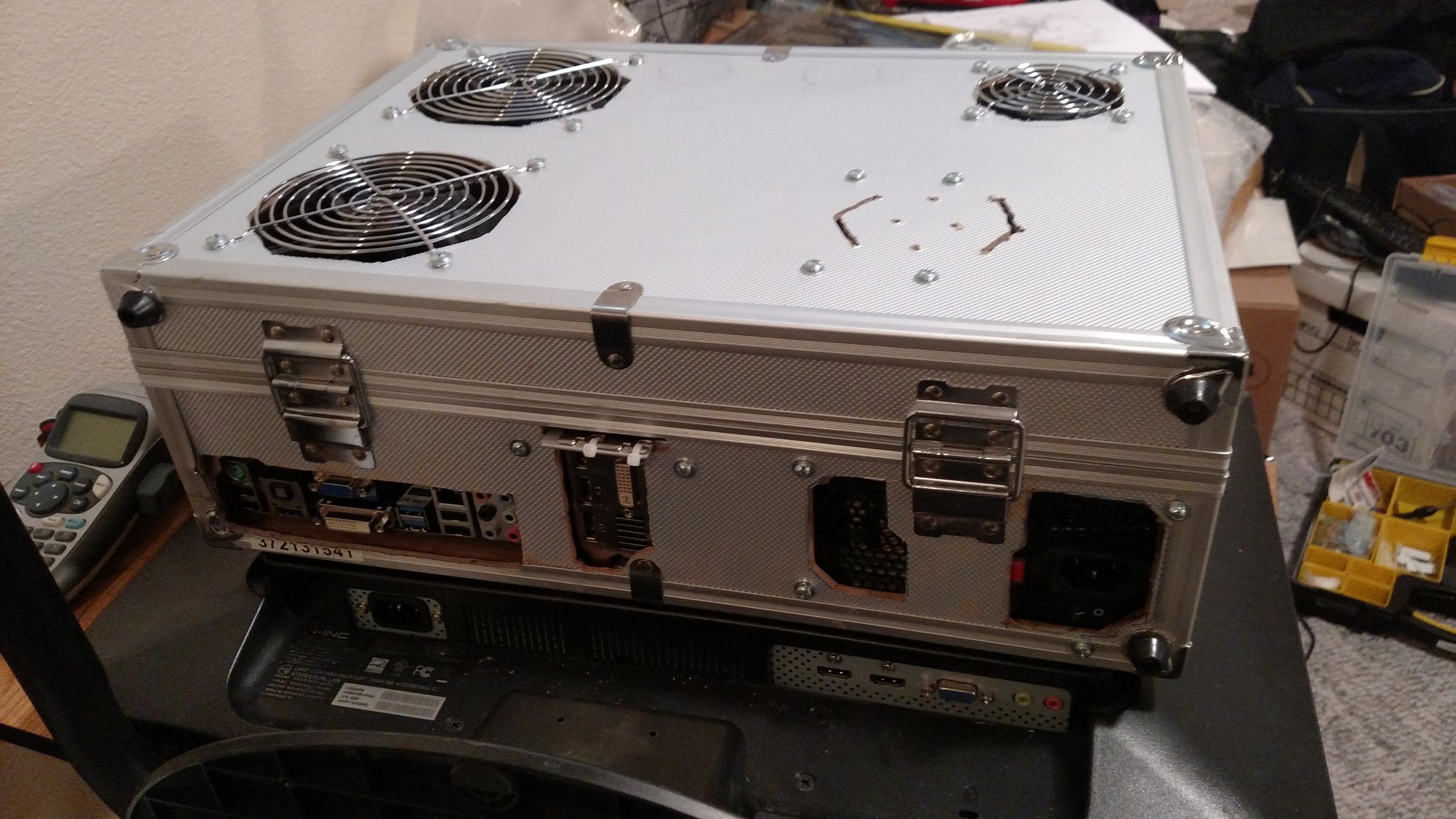 All-in-one PC Build (Luggable PC) : 8 Steps (with Pictures) - Instructables