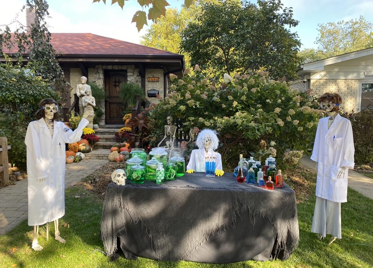 Skeleton Tea Party Decorations : 7 Steps (with Pictures) - Instructables