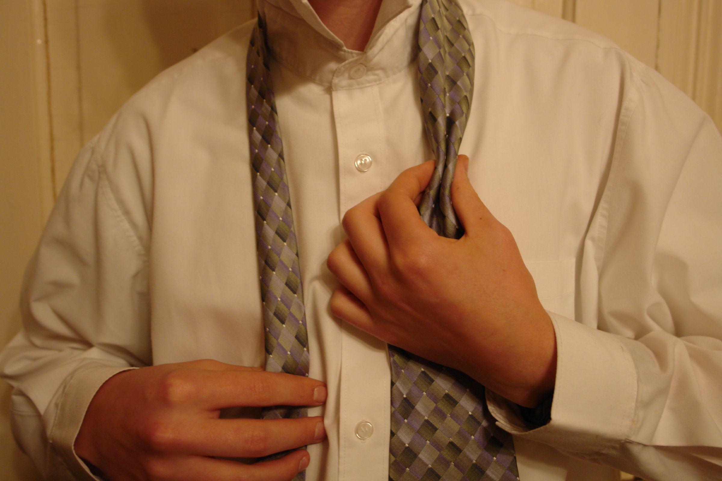 Eldredge Necktie Knot : 5 Steps - Instructables