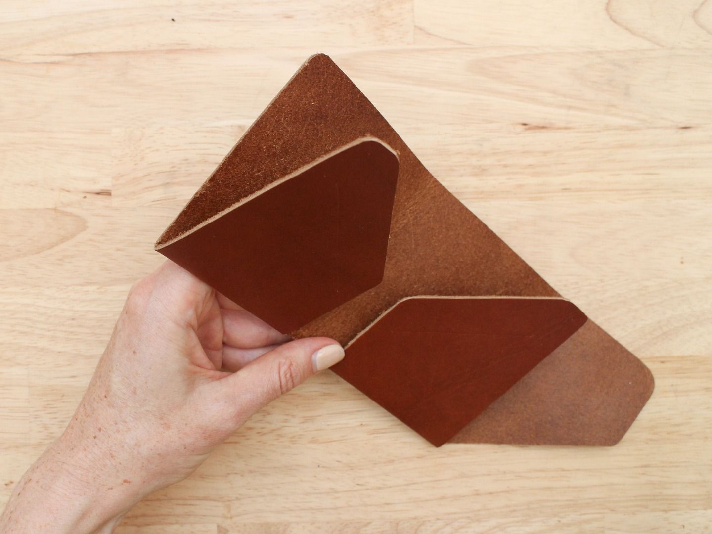 Gouging and Folding Leather : 6 Steps - Instructables