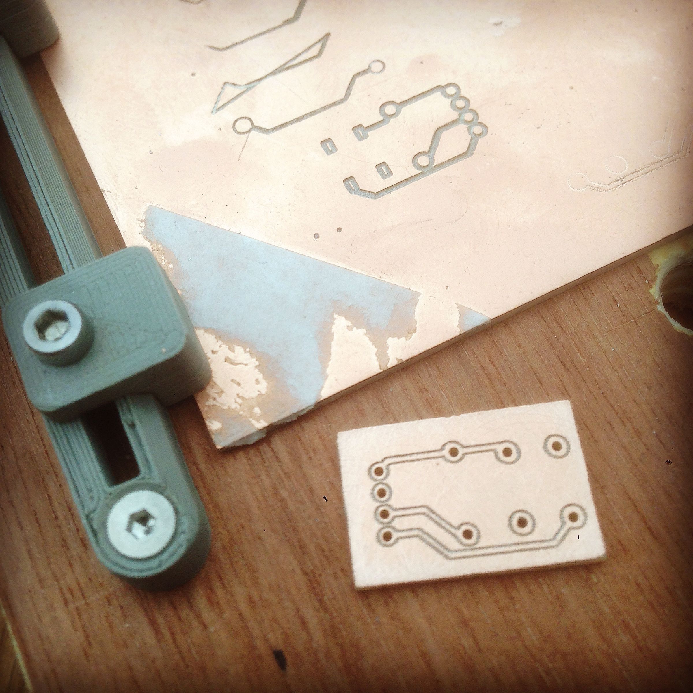 Ant PCB Maker (modifications) : 11 Steps - Instructables