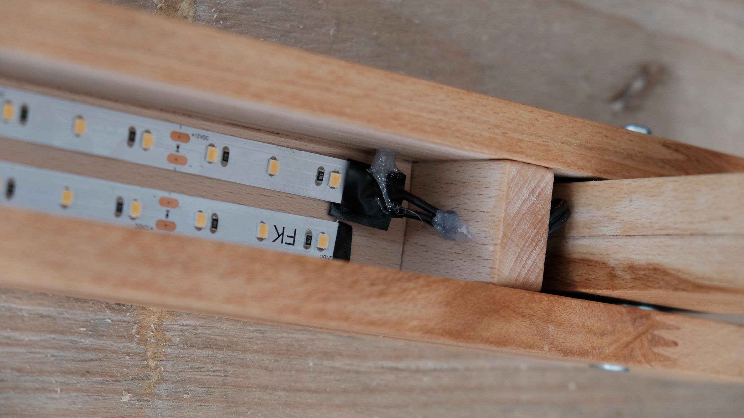 Easy Wooden Desk Lamp : 13 Steps (with Pictures) - Instructables